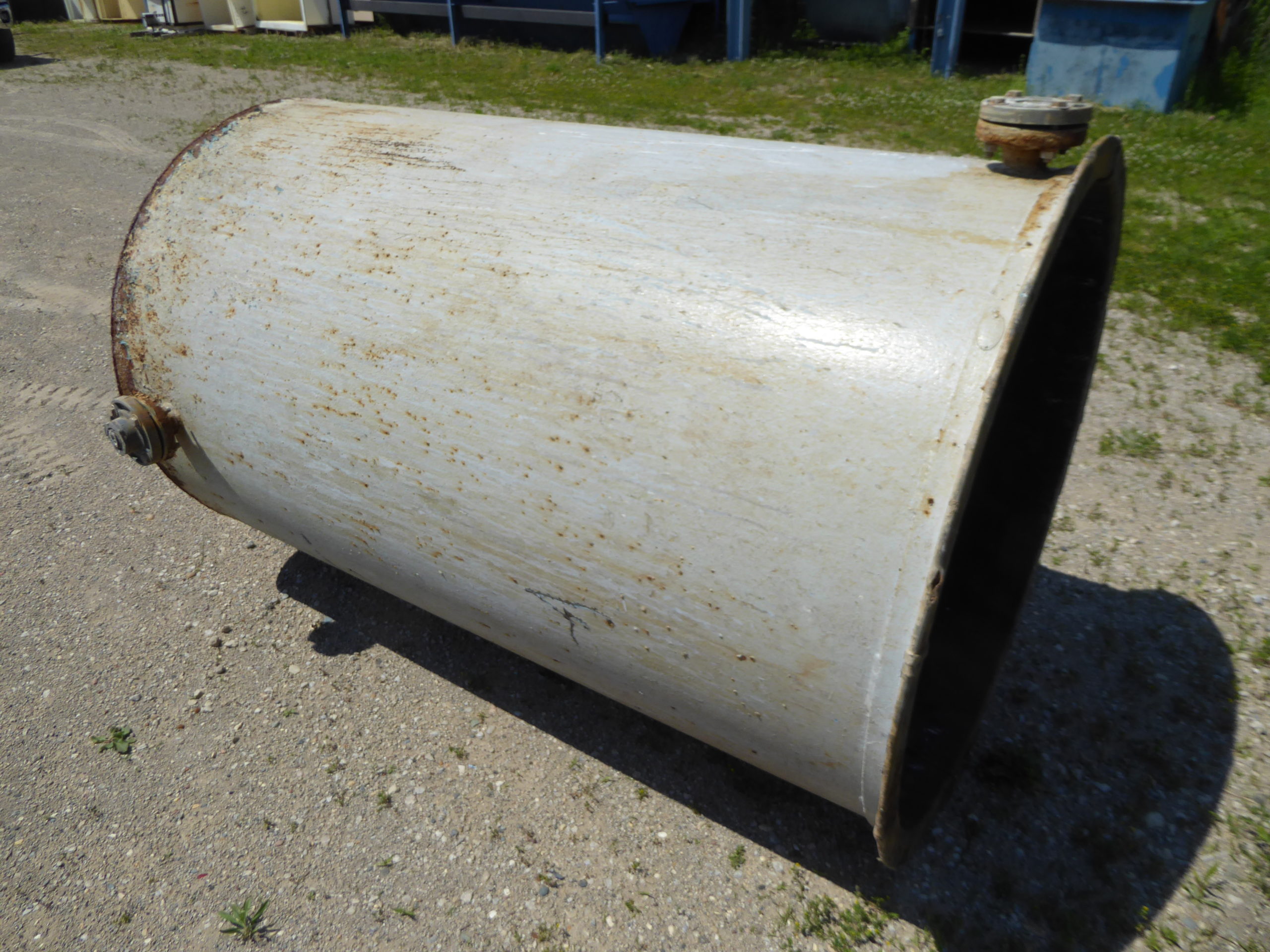 300 Gallon Steel Cylindrical Tank CT2308 - Lanco Corporation | Used ...