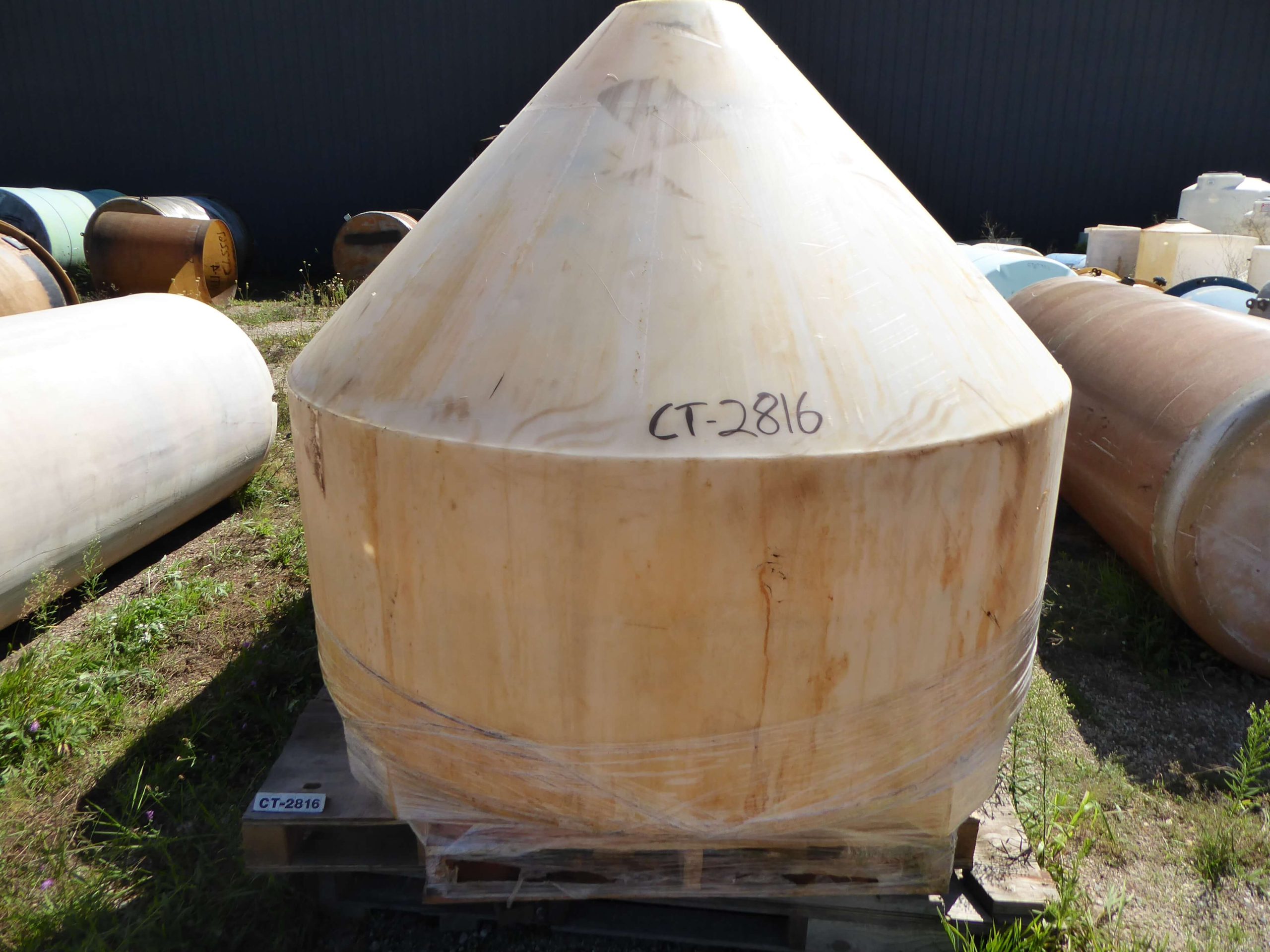 400 Gallon Poly Round Tank CT2816 - Lanco Corporation | Used Industrial ...