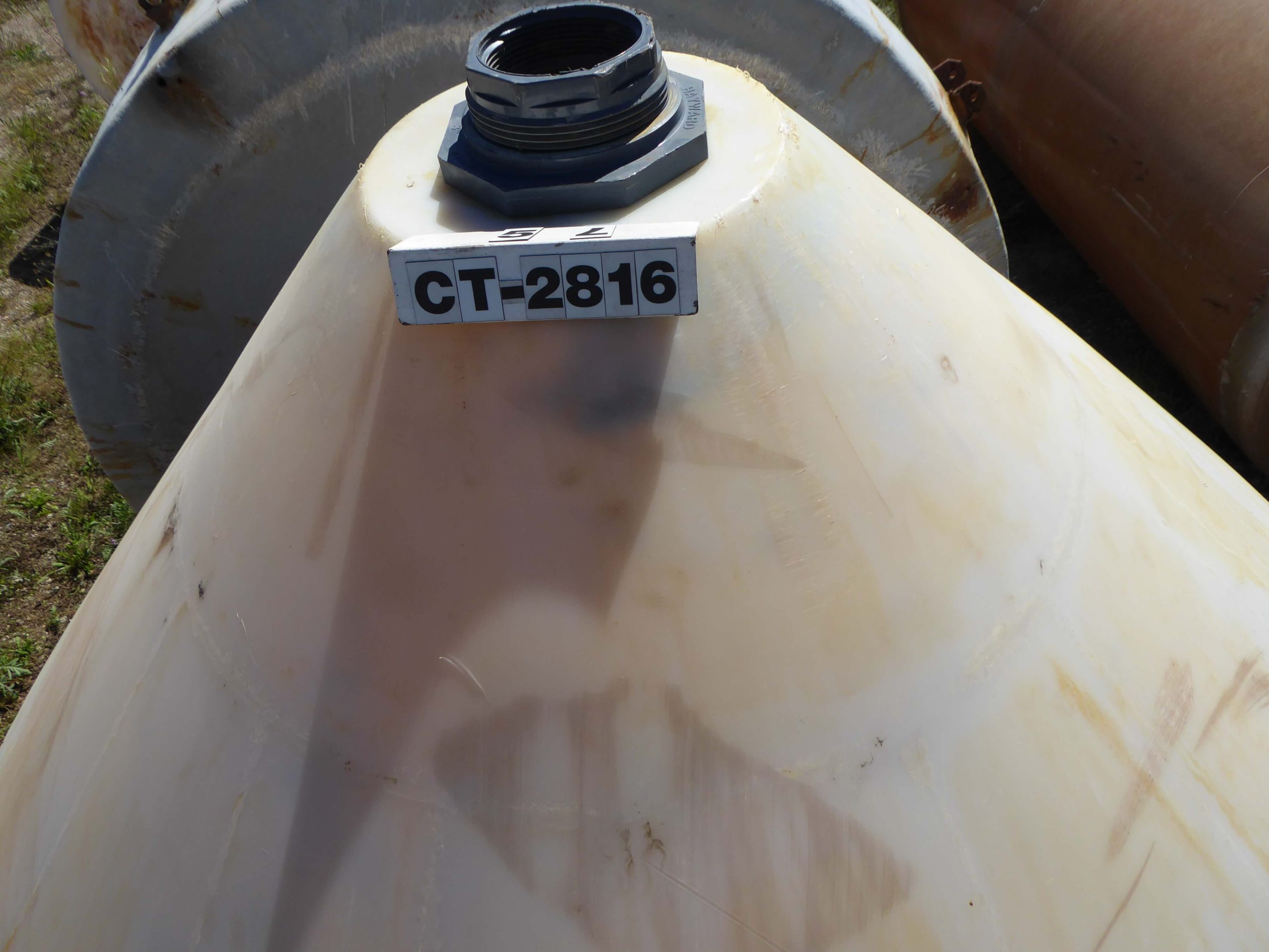 400 Gallon Poly Round Tank CT2816 - Lanco Corporation | Used Industrial ...