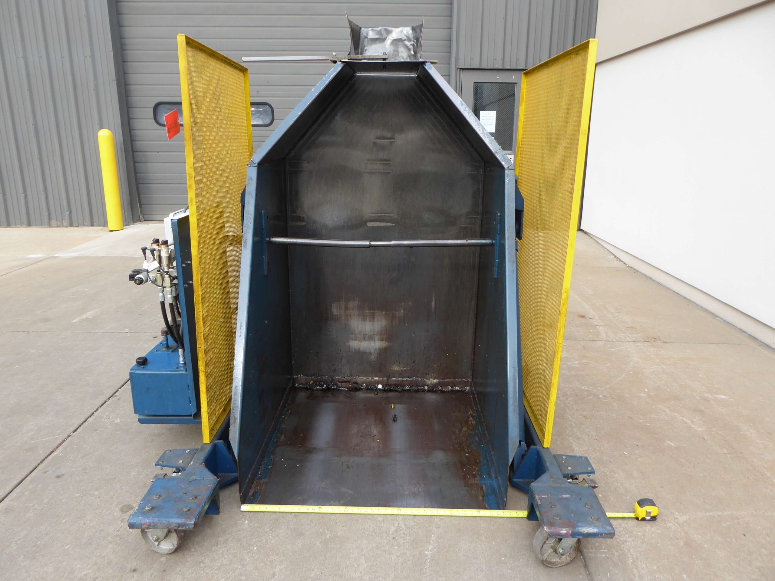 Tubar 1500 lb. Capacity Automatic Dumper AH2469 - Lanco Corporation ...