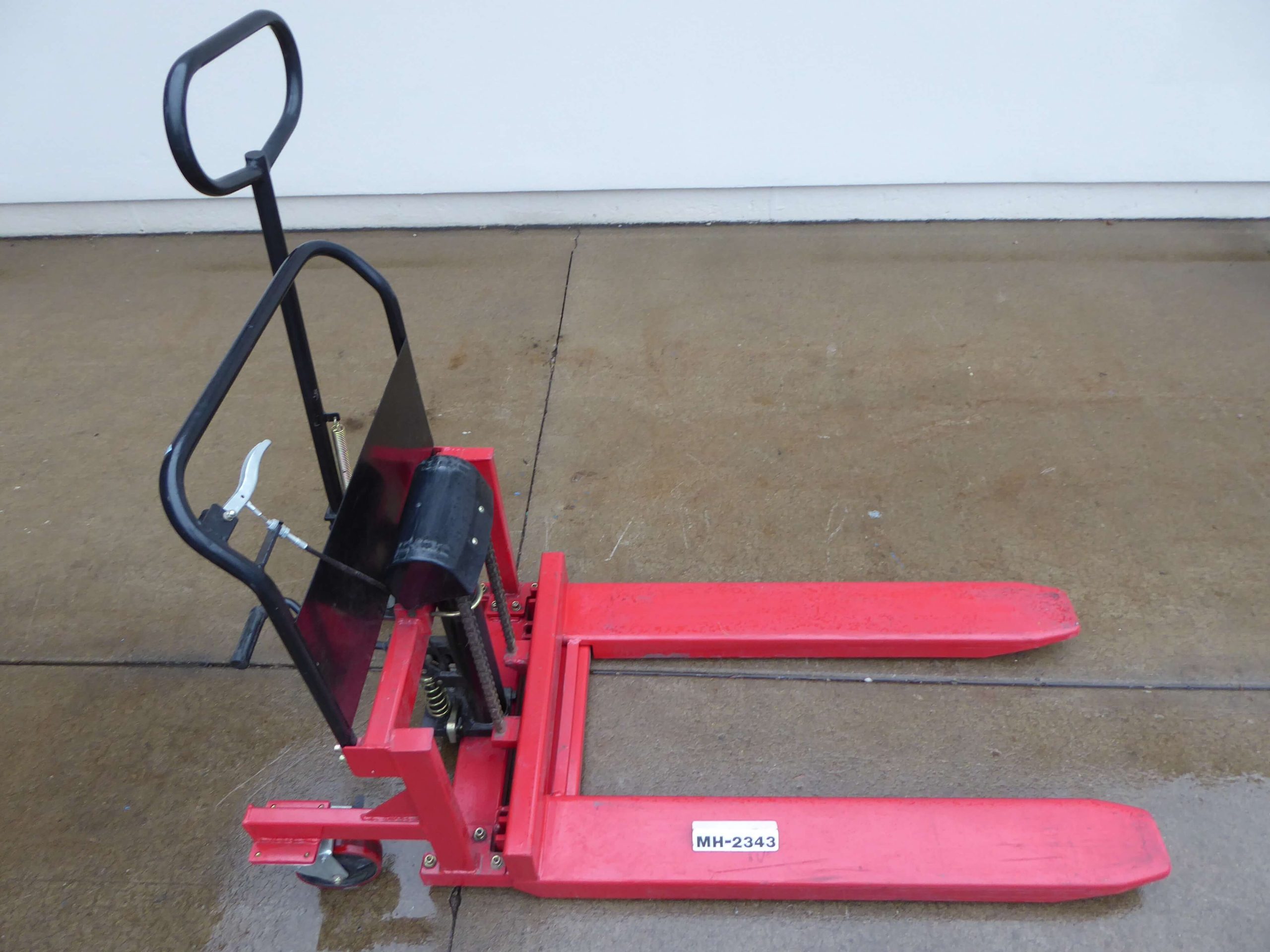 Dayton 2200 lb Capacity Model 11K276 Pallet Jack MH2343C - Lanco ...