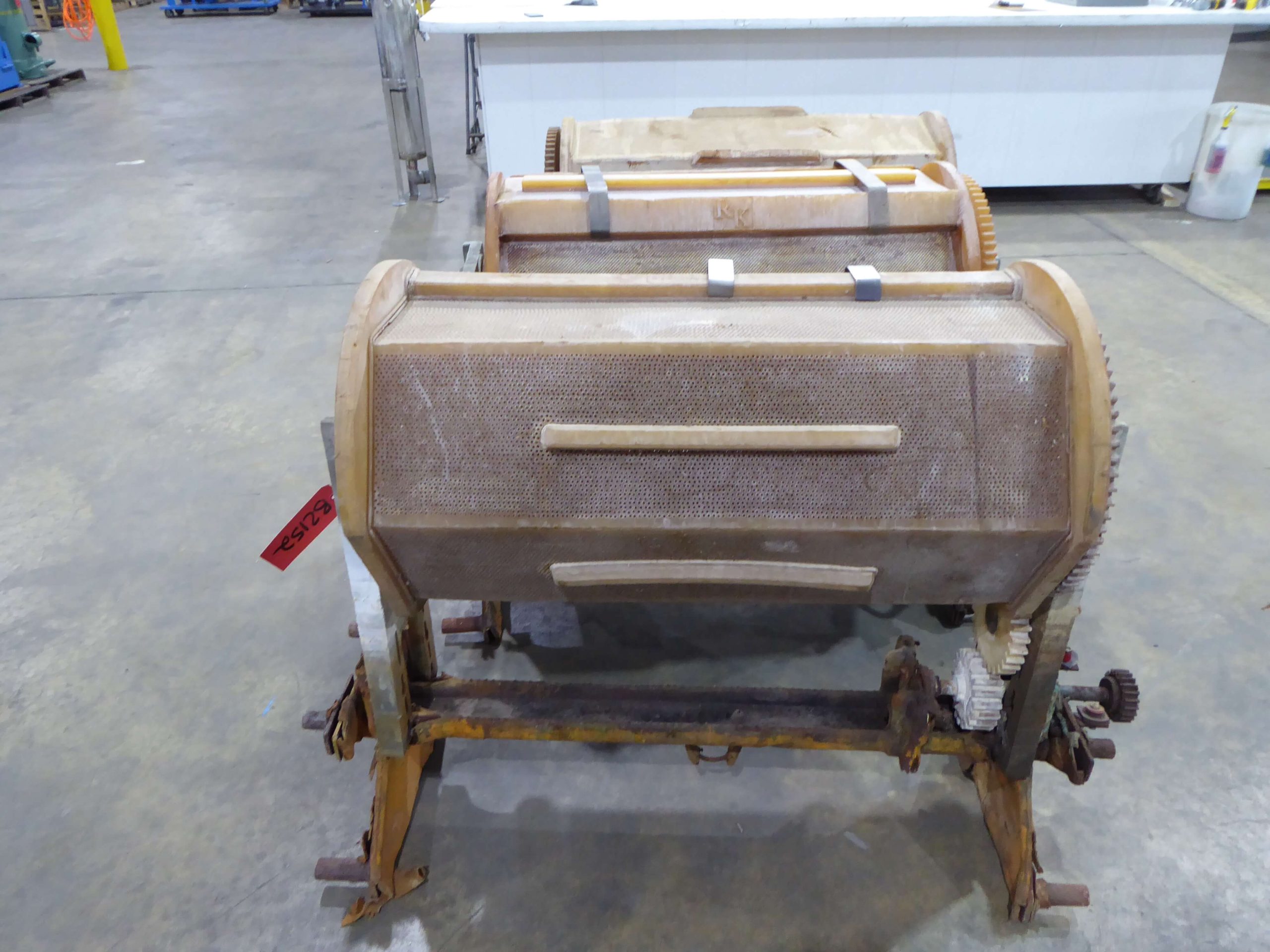 Poly 16" x 36" Poly Barrel with Super Structure B2152