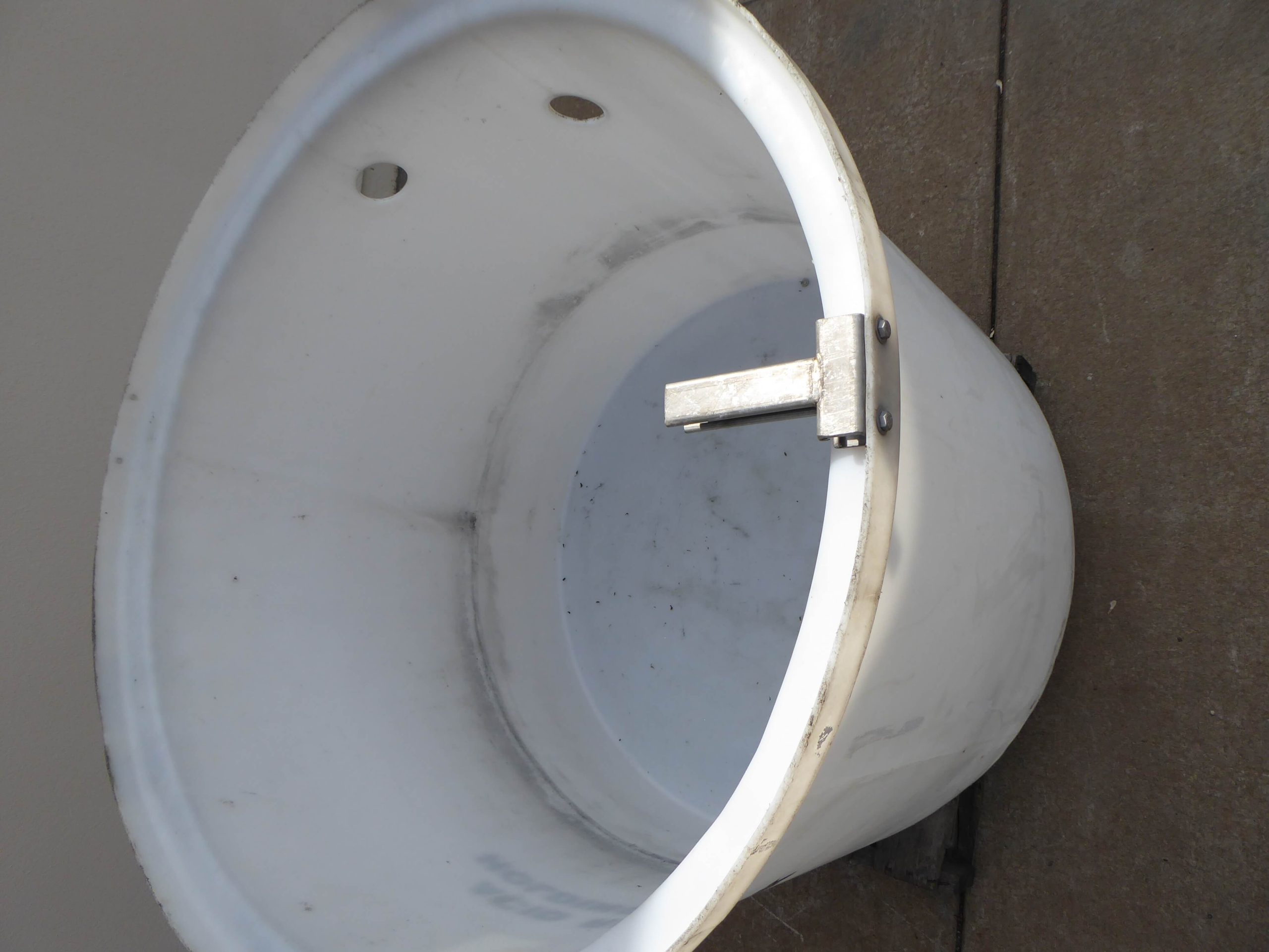 385 Gallon Poly Round Tank CT2849 - Lanco Corporation | Used Industrial ...