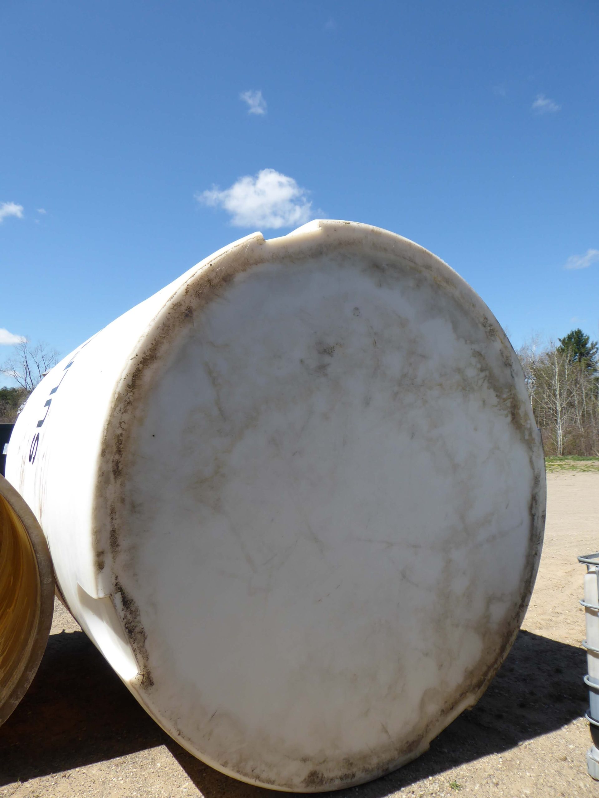 7050 Gallon Poly Round Tank CT2854