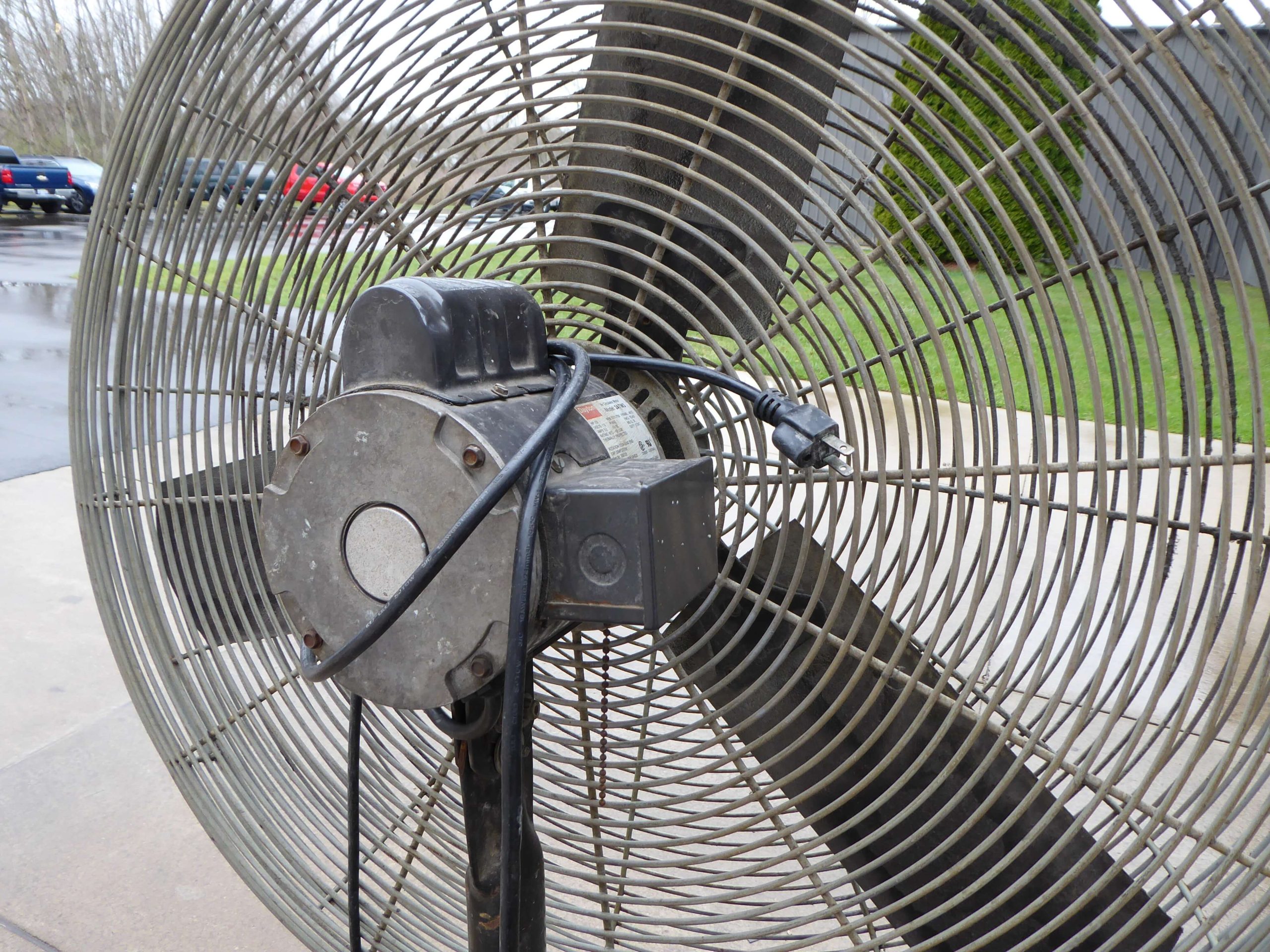 Dayton Adjustable Pedestal Fan M3953 - Lanco Corporation | Used ...
