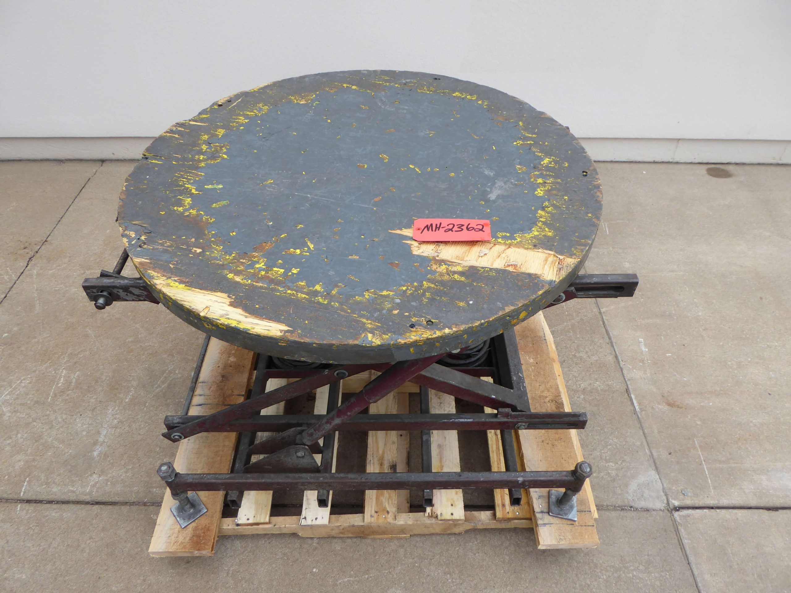 Presto 2,000 lb. Capacity Pallet Positioner MH2362 - Lanco Corporation ...