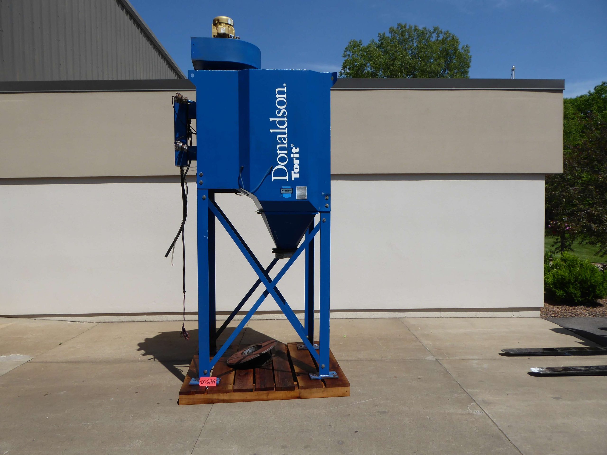 Donaldson Torit 4000 CFM Model DF02-4 Dust Collector DC2219 - Lanco ...