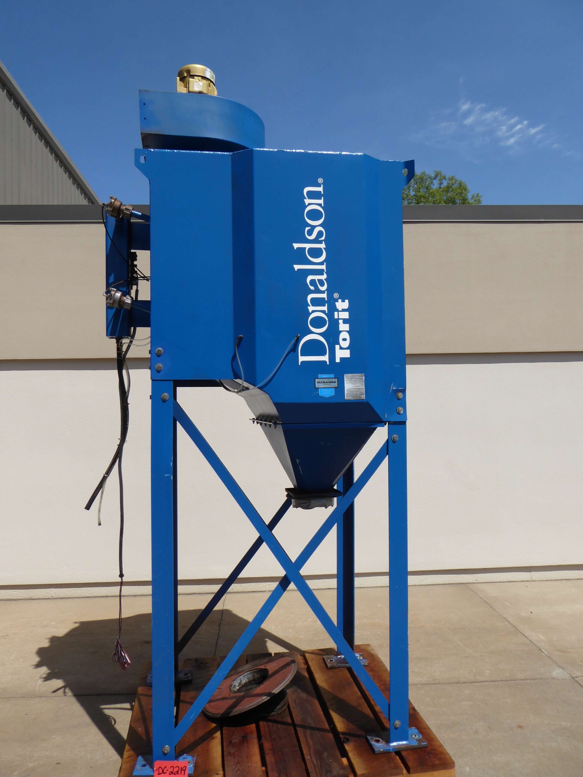 Donaldson Torit 4000 CFM Model DF02-4 Dust Collector DC2219 - Lanco ...