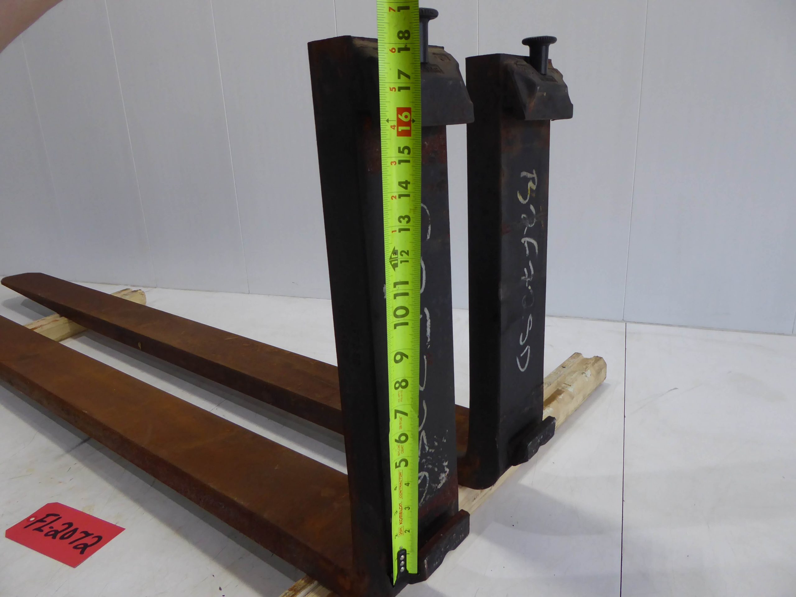 Kenhar 5,000 lbs Capacity Model K-516 72" Forklift Forks FL2072