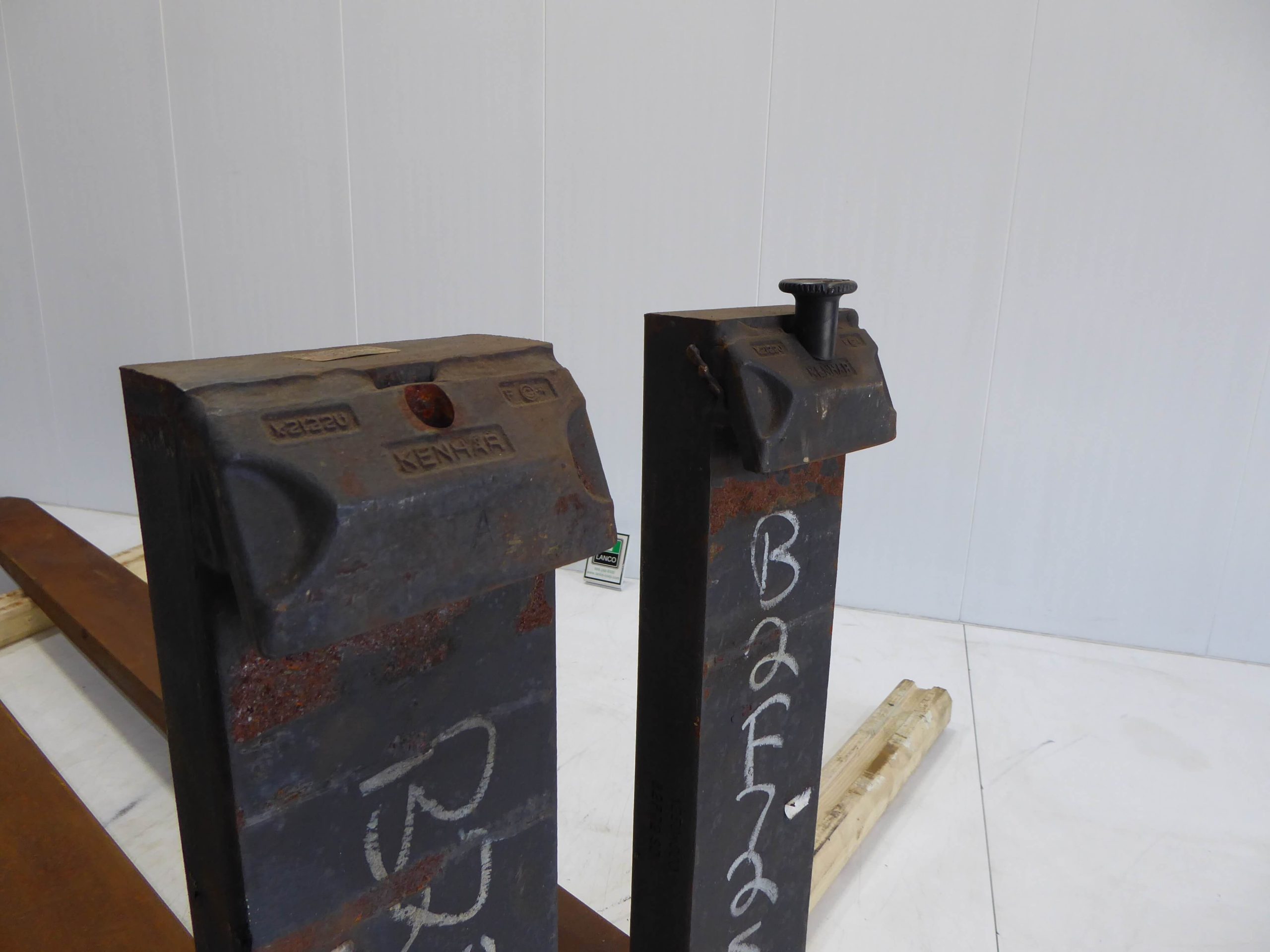 Kenhar 5,000 lbs Capacity Model K-516 72" Forklift Forks FL2073