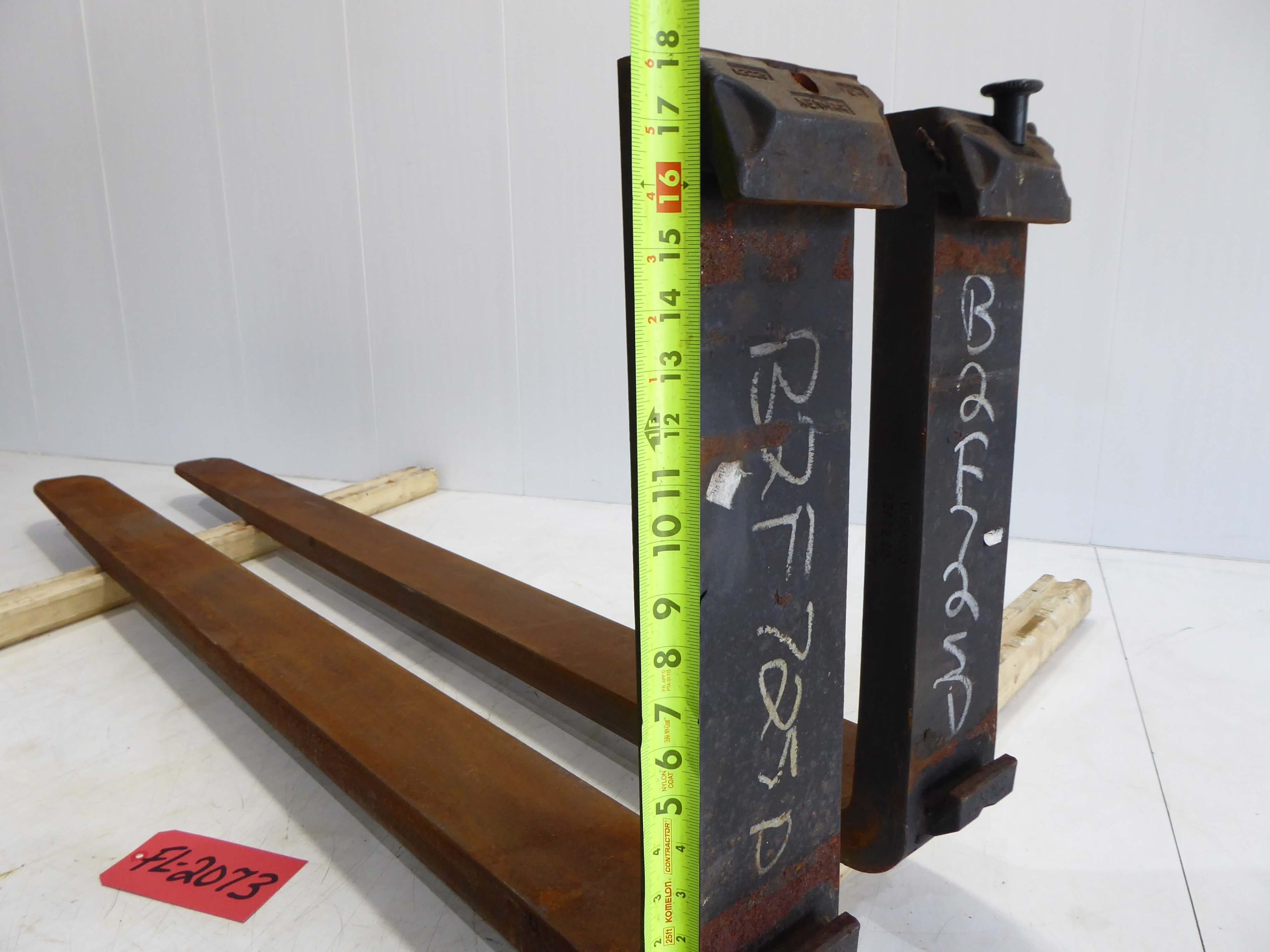 Kenhar 5,000 lbs Capacity Model K-516 72" Forklift Forks FL2073