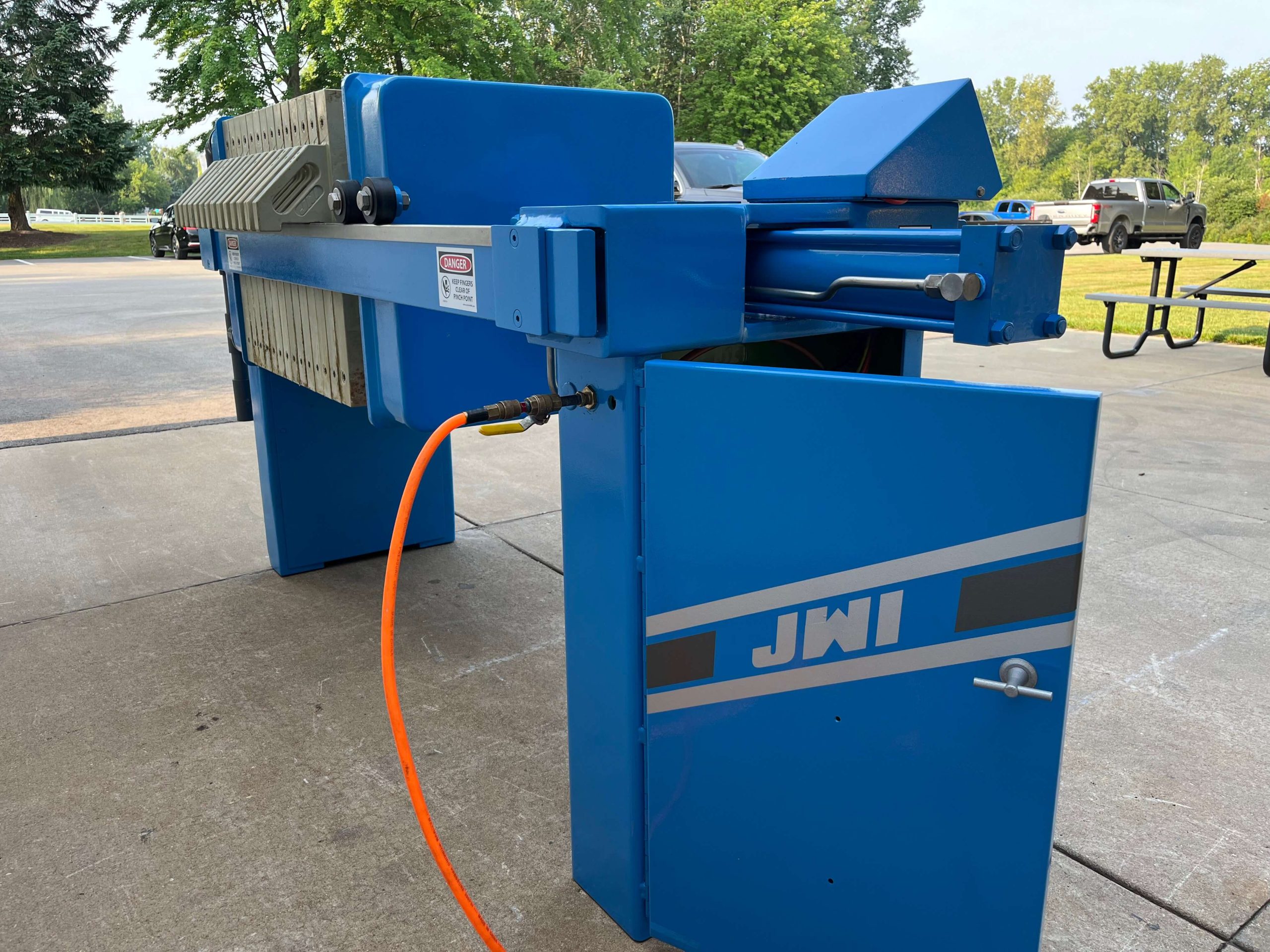 JWI 5 Cu' Air/Hydraulic Filter Press FP2571