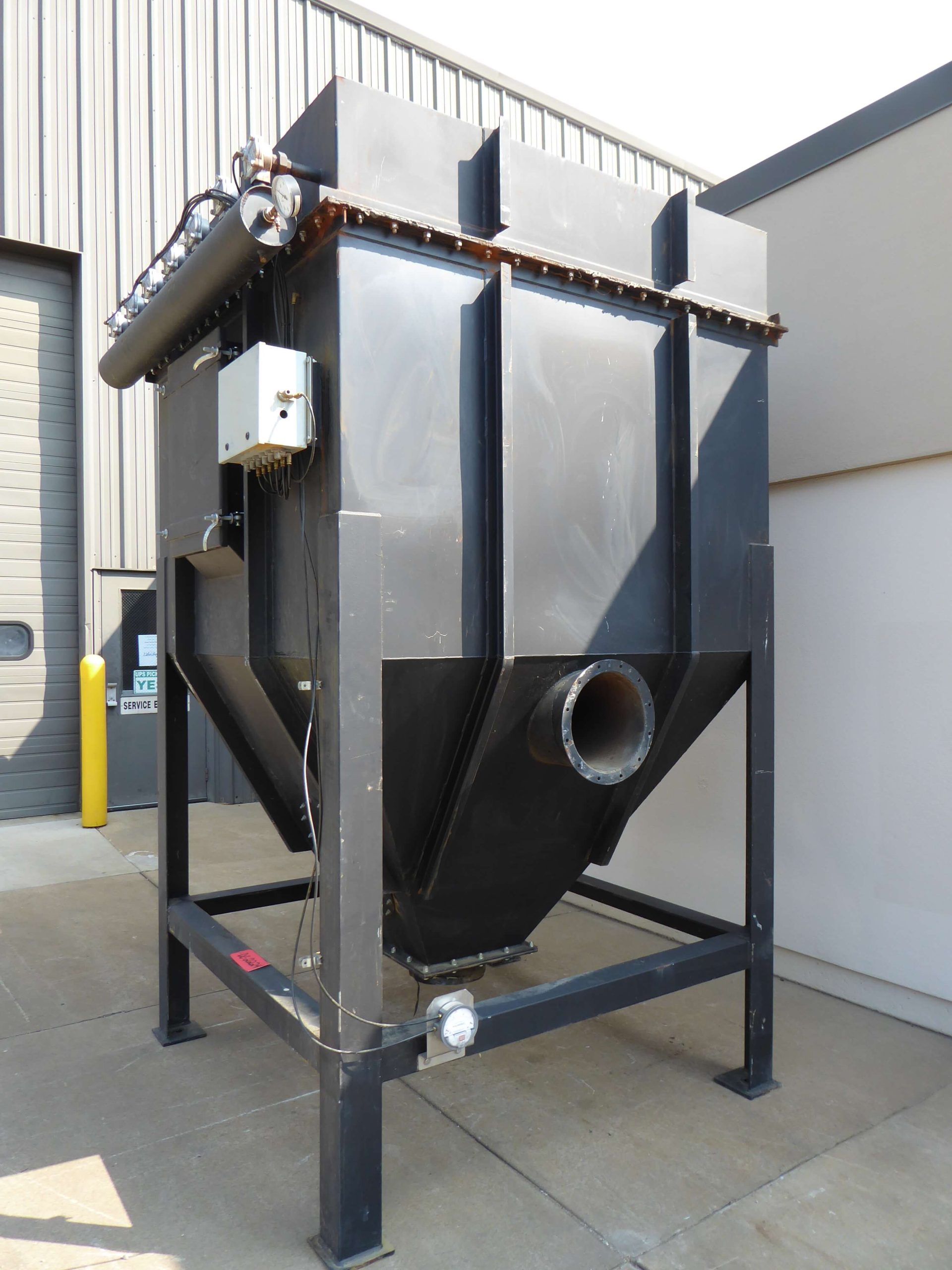 Camfil-Style Vertical Cartridge Dust Collector DC2224 - Lanco ...