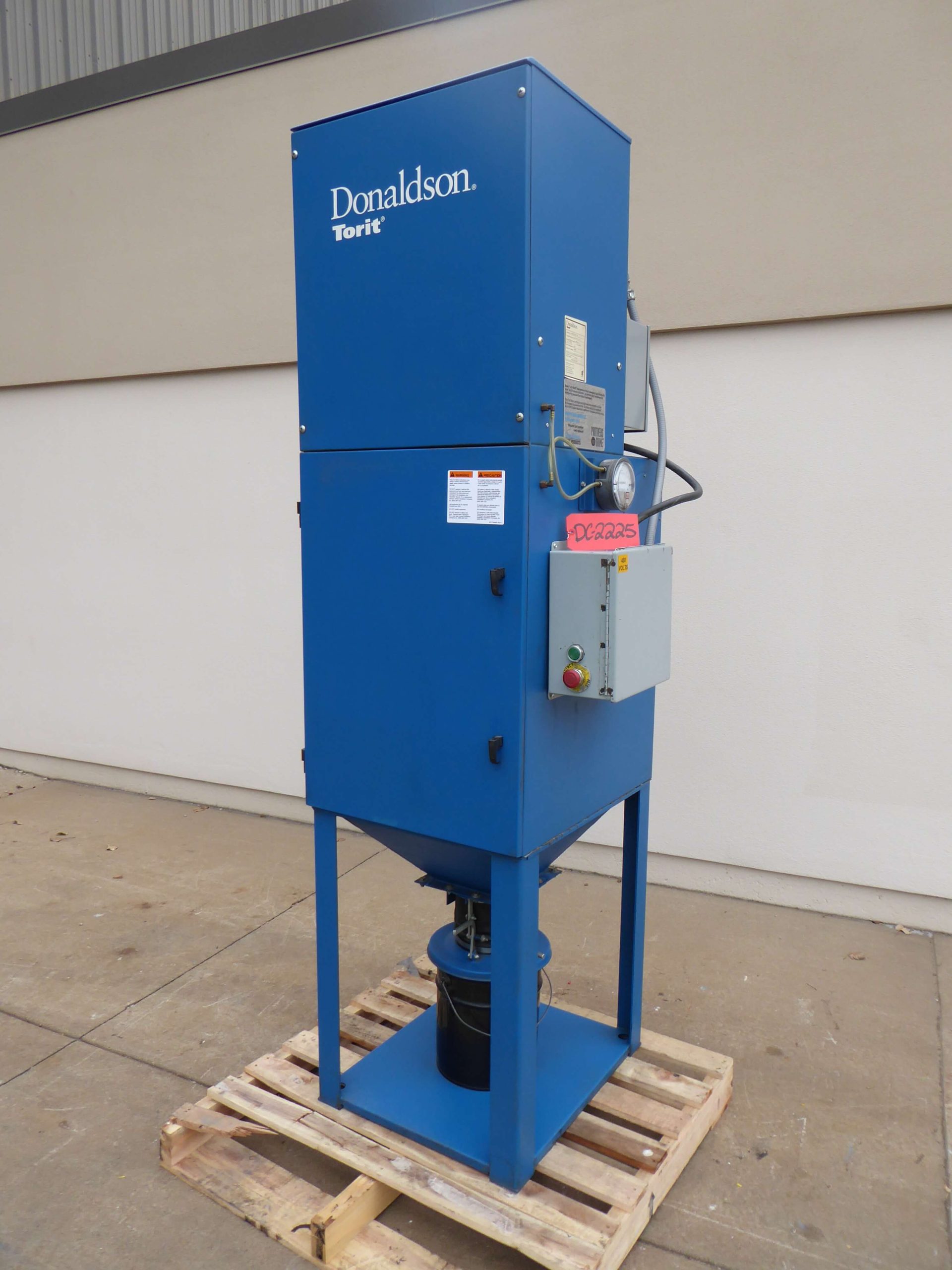 Donaldson Torit 1200 CFM Model Vibra Shake 1200 Dust Collector DC2225