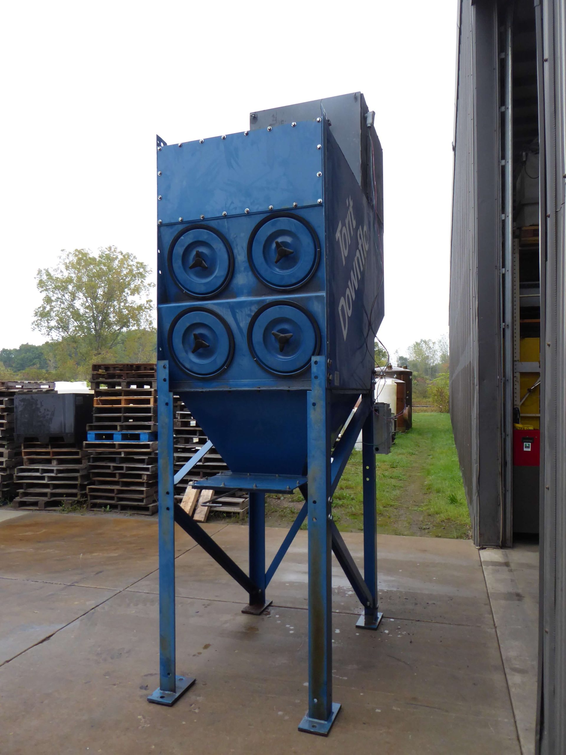 Donaldson Torit 4000 CFM Model DFT2-8 Dust Collector DC2226 - Lanco ...