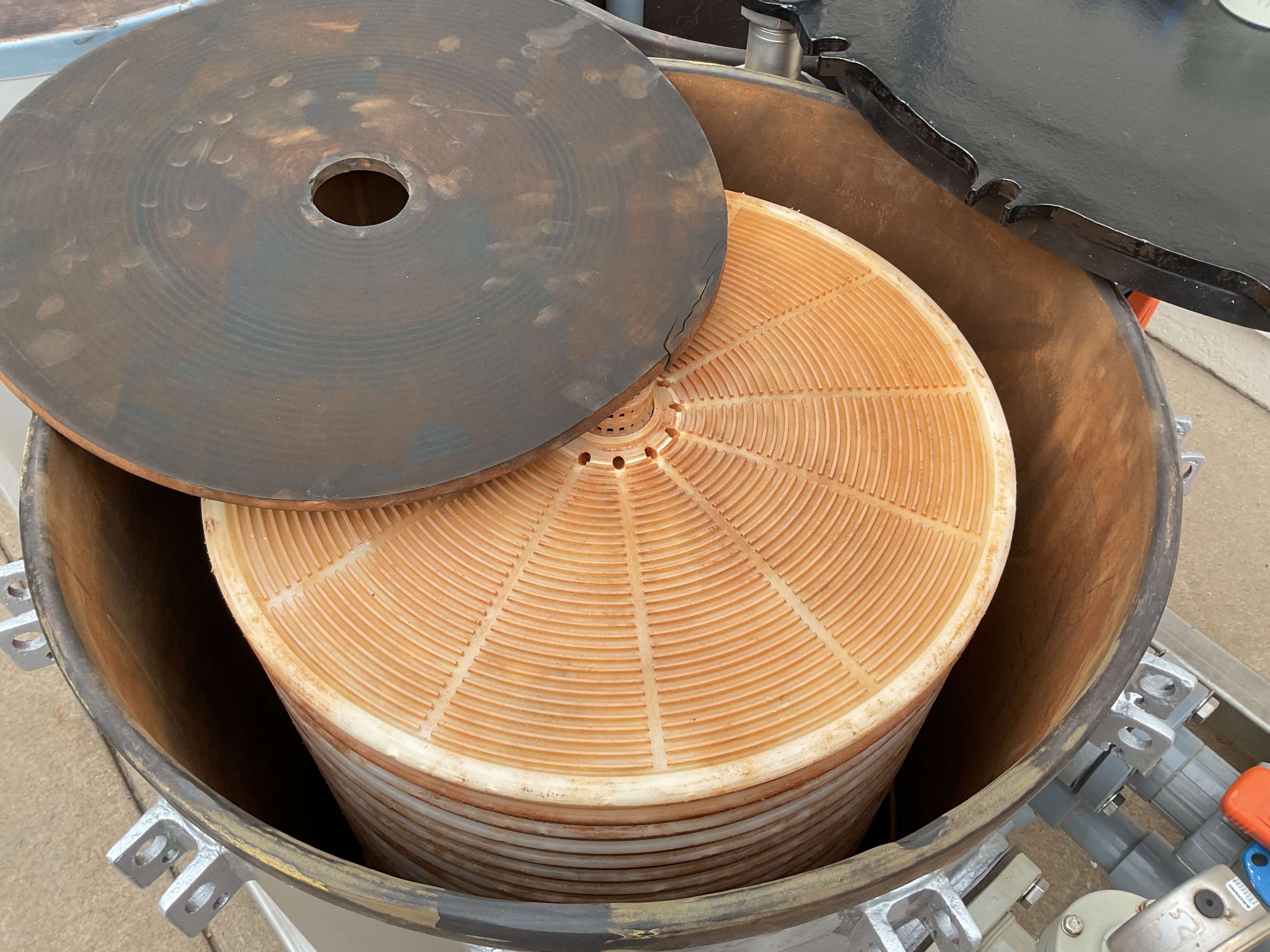 Mefiag 13000 GPH Horizontal Disc Filter F2605 - Lanco Corporation ...