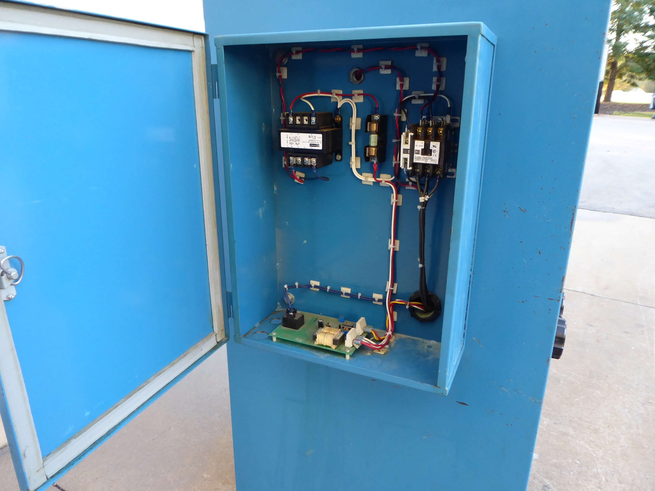 500 Amp Clinton 1-6 Volts Rectifier R3328 - Lanco Corporation | Used ...