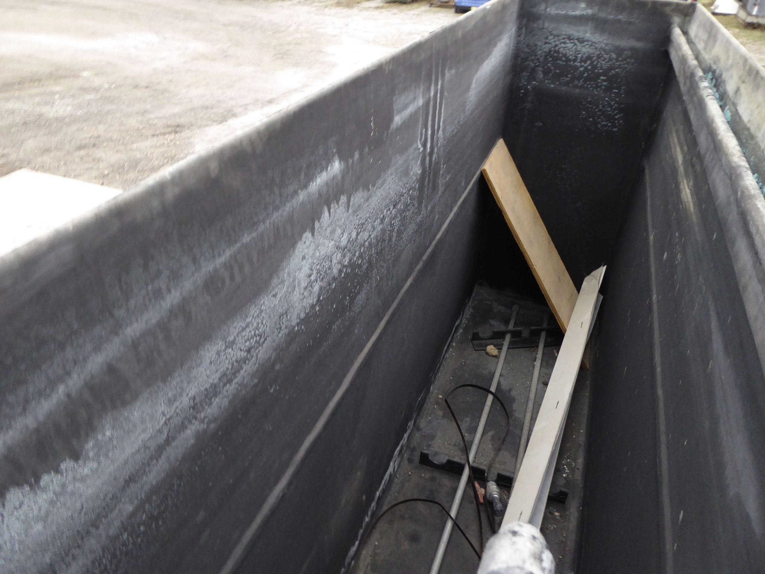 1060 Gallon Steel Rubber Lined Retangular Tank RT2297C - Lanco ...