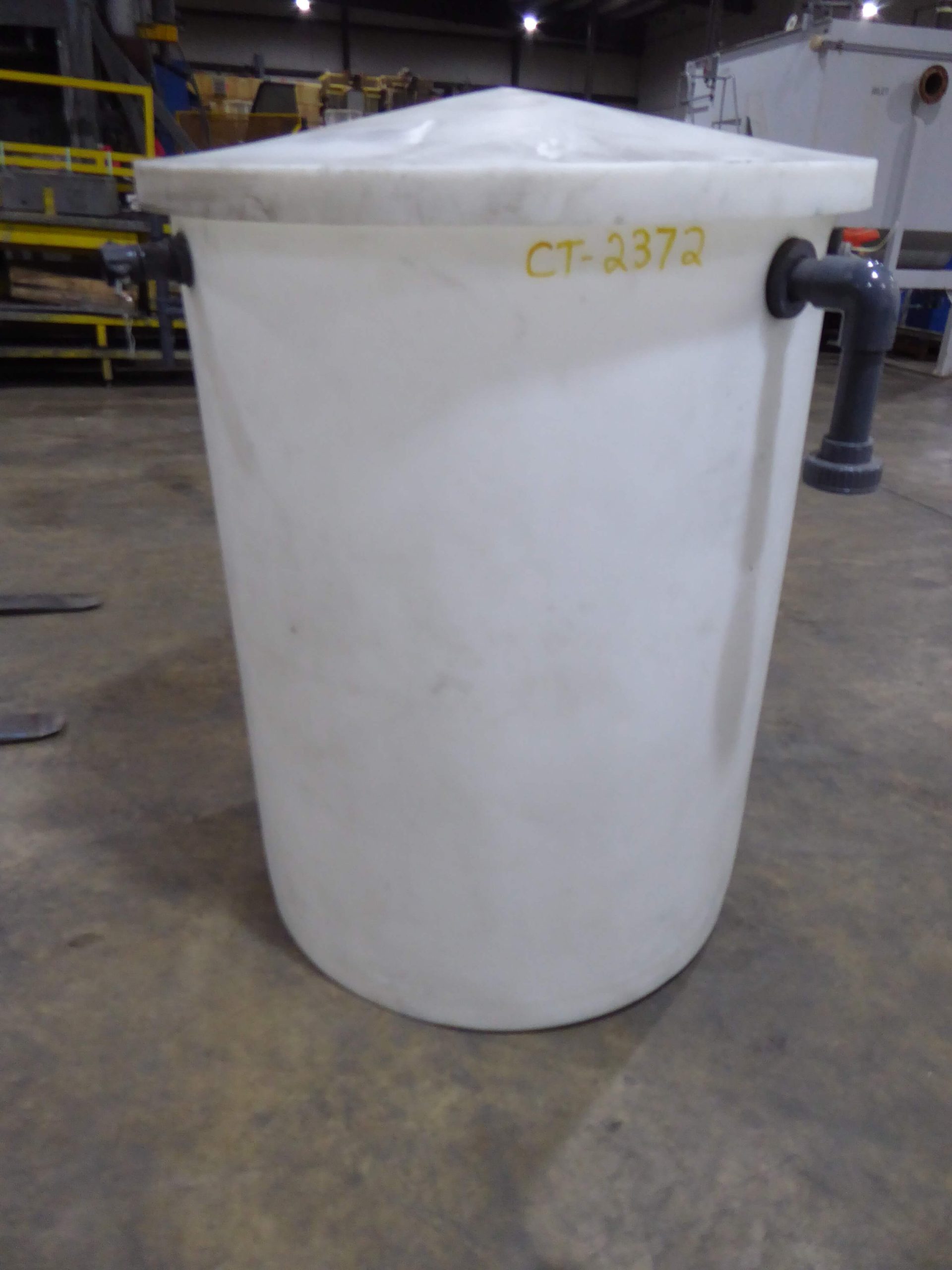 200 Gallon Poly Round Tank CT2372 - Lanco Corporation | Used Industrial ...