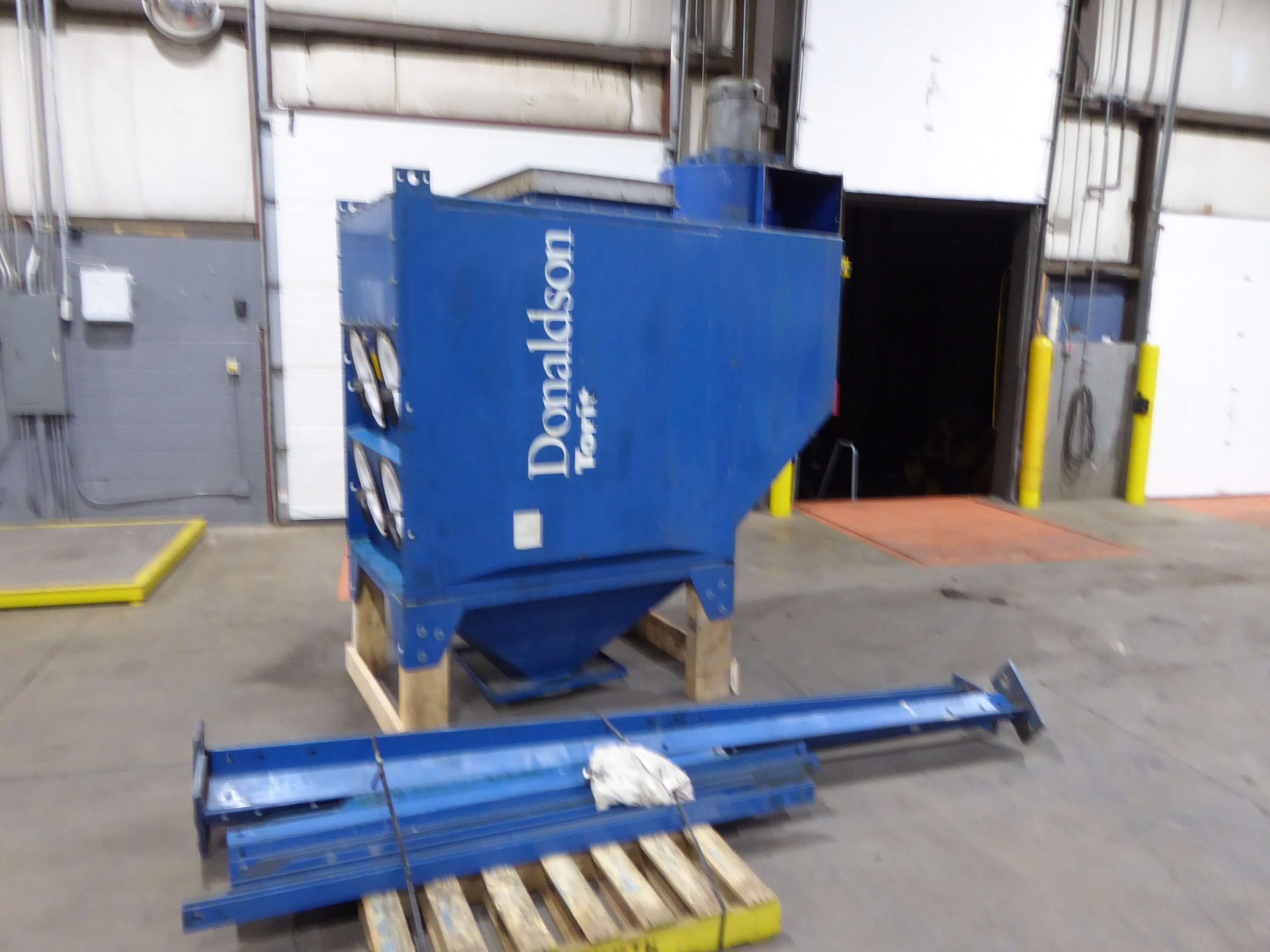 Donaldson Torit 6500 CFM Model DF02-8 Dust Collector DC2227