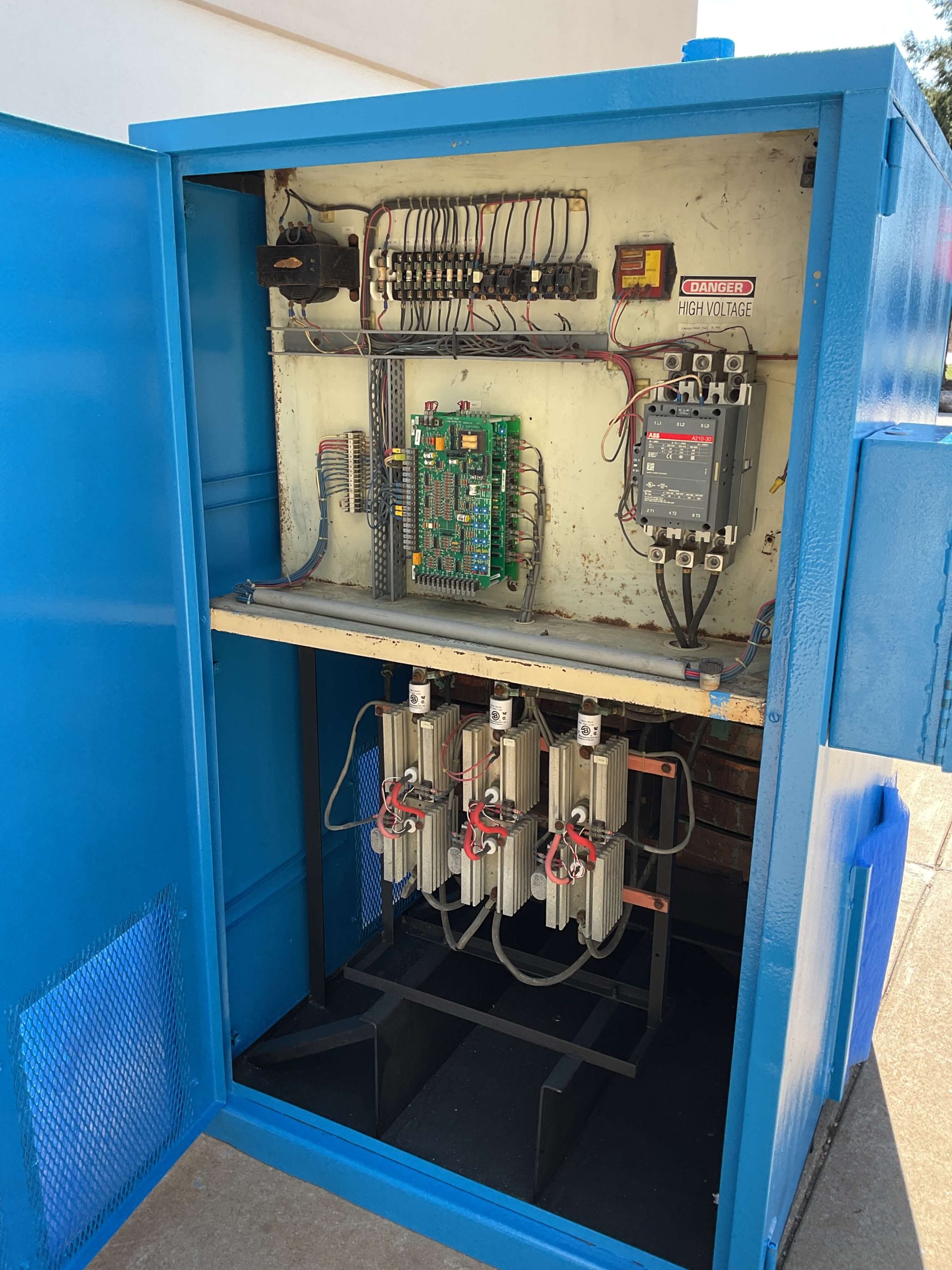 6000 Amp Dynapower 15 Volt Rectifier R3361