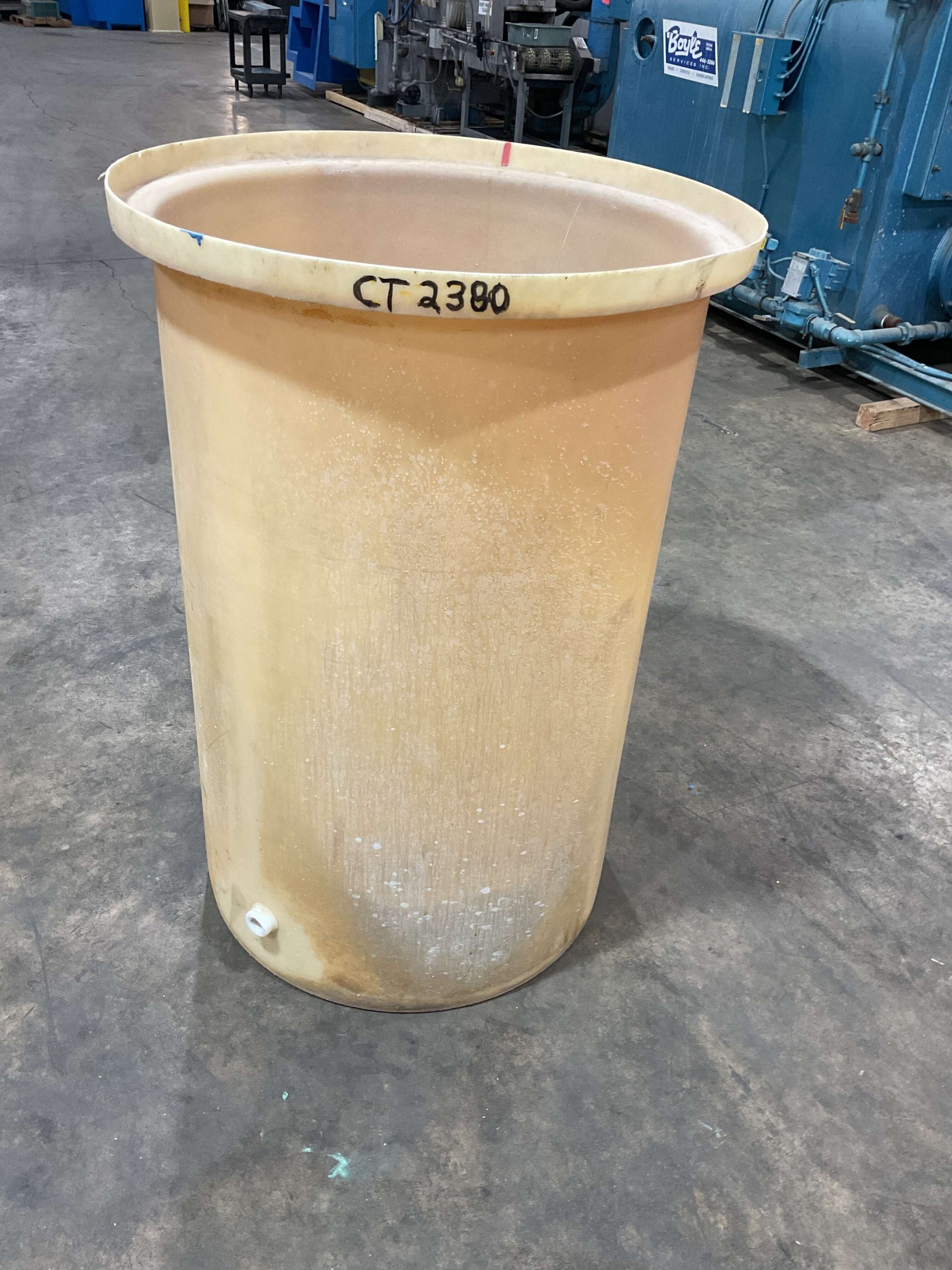 170 Gallon Poly Round Tank CT2380 - Lanco Corporation | Used Industrial ...