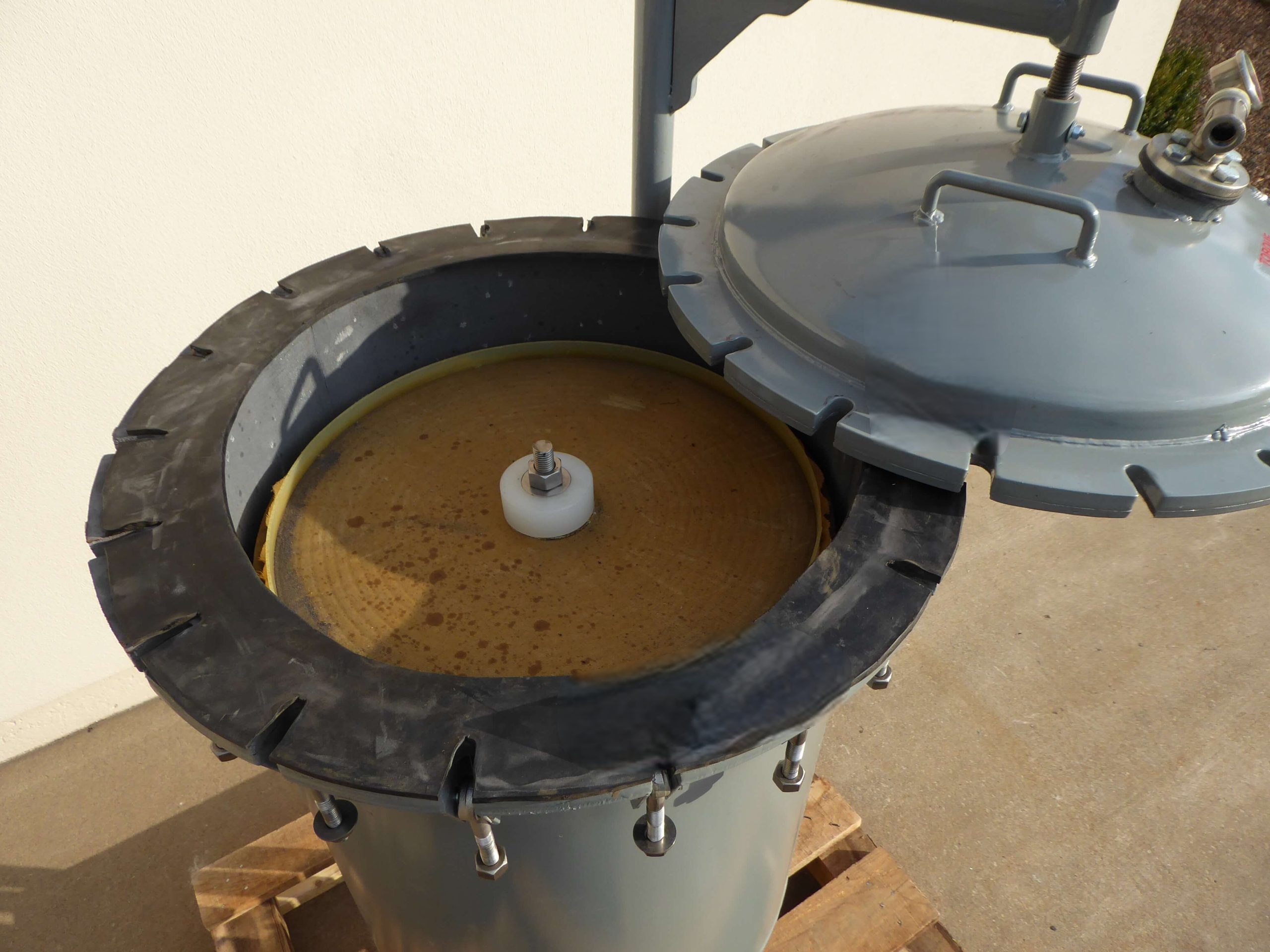 Slim Line 6500 GPH Horizontal Disc Filter F2636 - Lanco Corporation ...