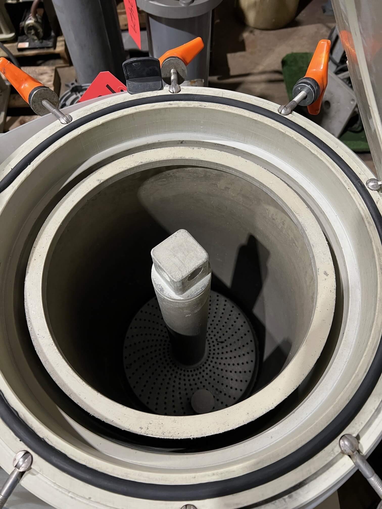 Warco 2400 GPH Carbon Filter F2675 - Lanco Corporation | Used ...