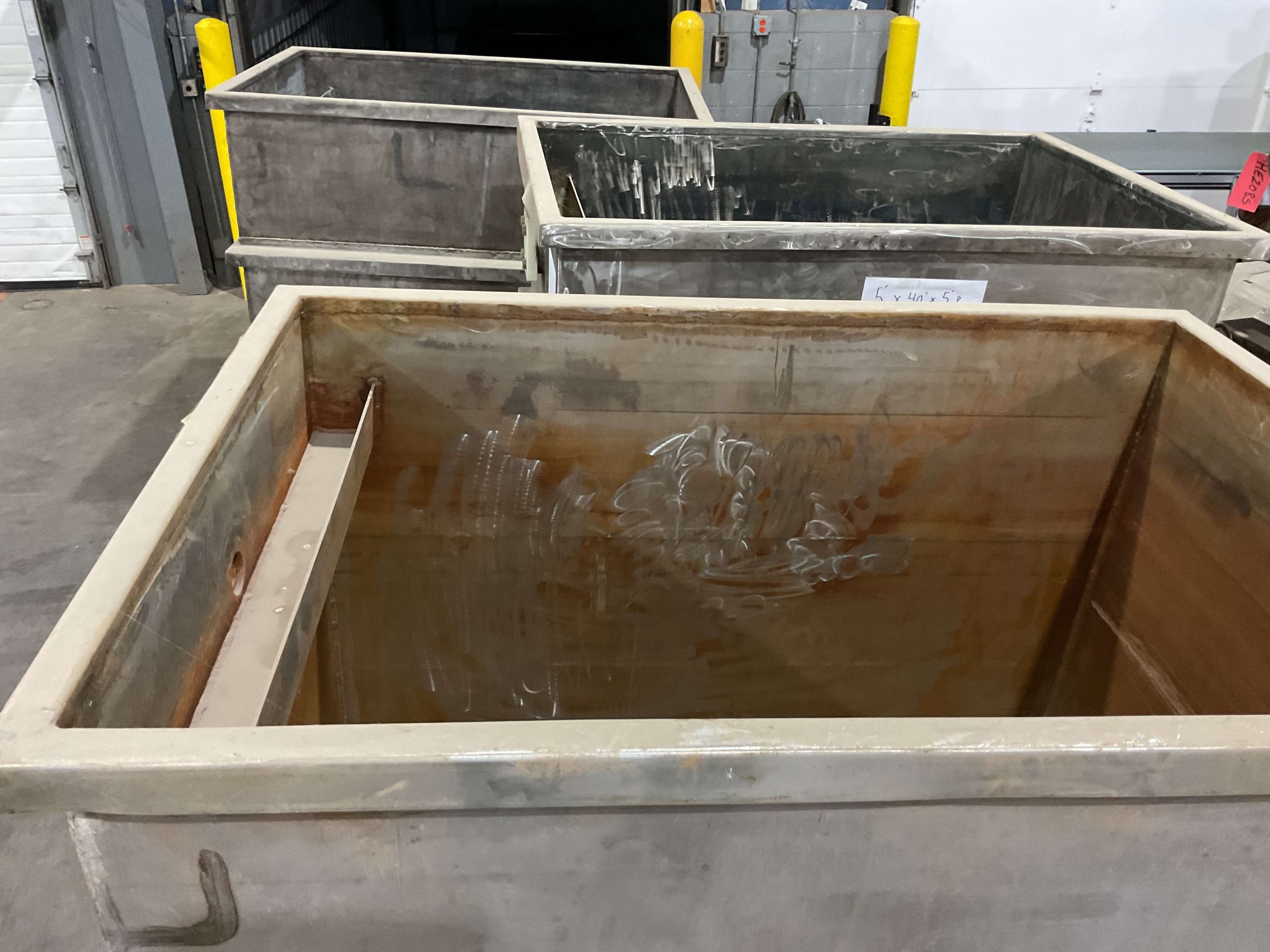 625 Gallon Stainless Steel Rectangular Tank RT2305