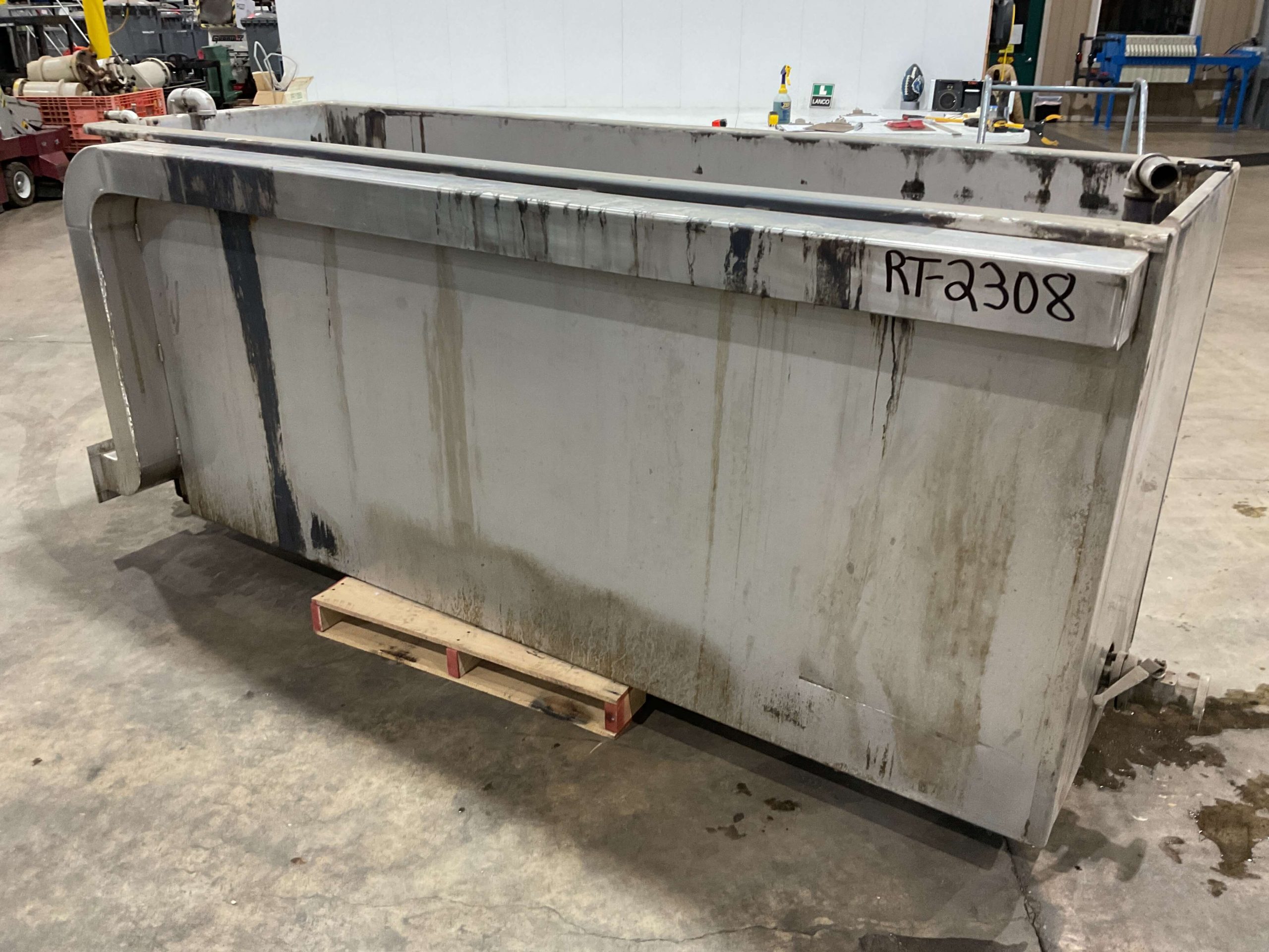 720 Gallon Stainless Steel Rectangular Tank RT2308 - Lanco Corporation ...
