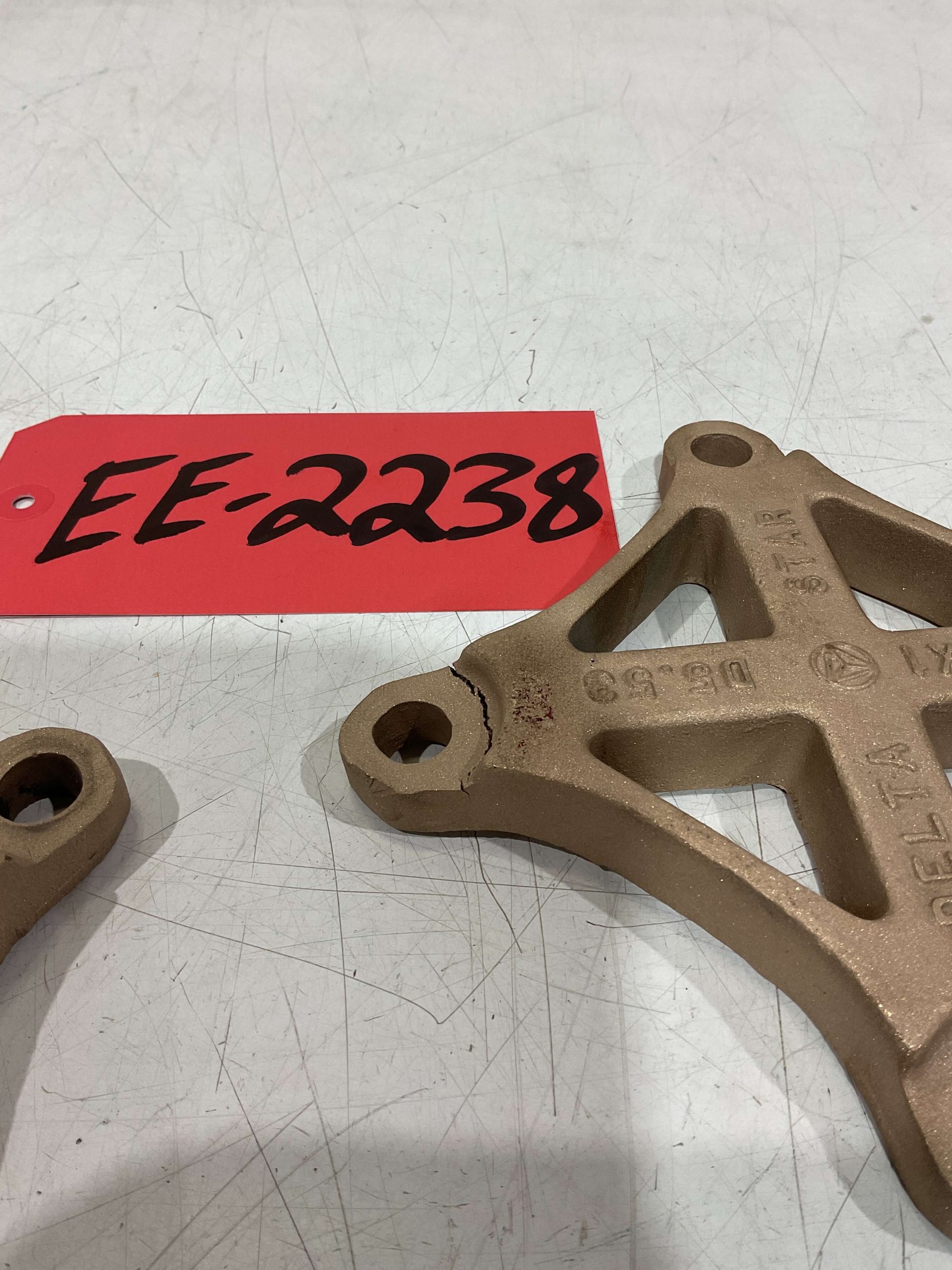 Delta Star Model 7467X1 4" Buss Bar Clamp (1 Pair) EE2238 - Lanco ...
