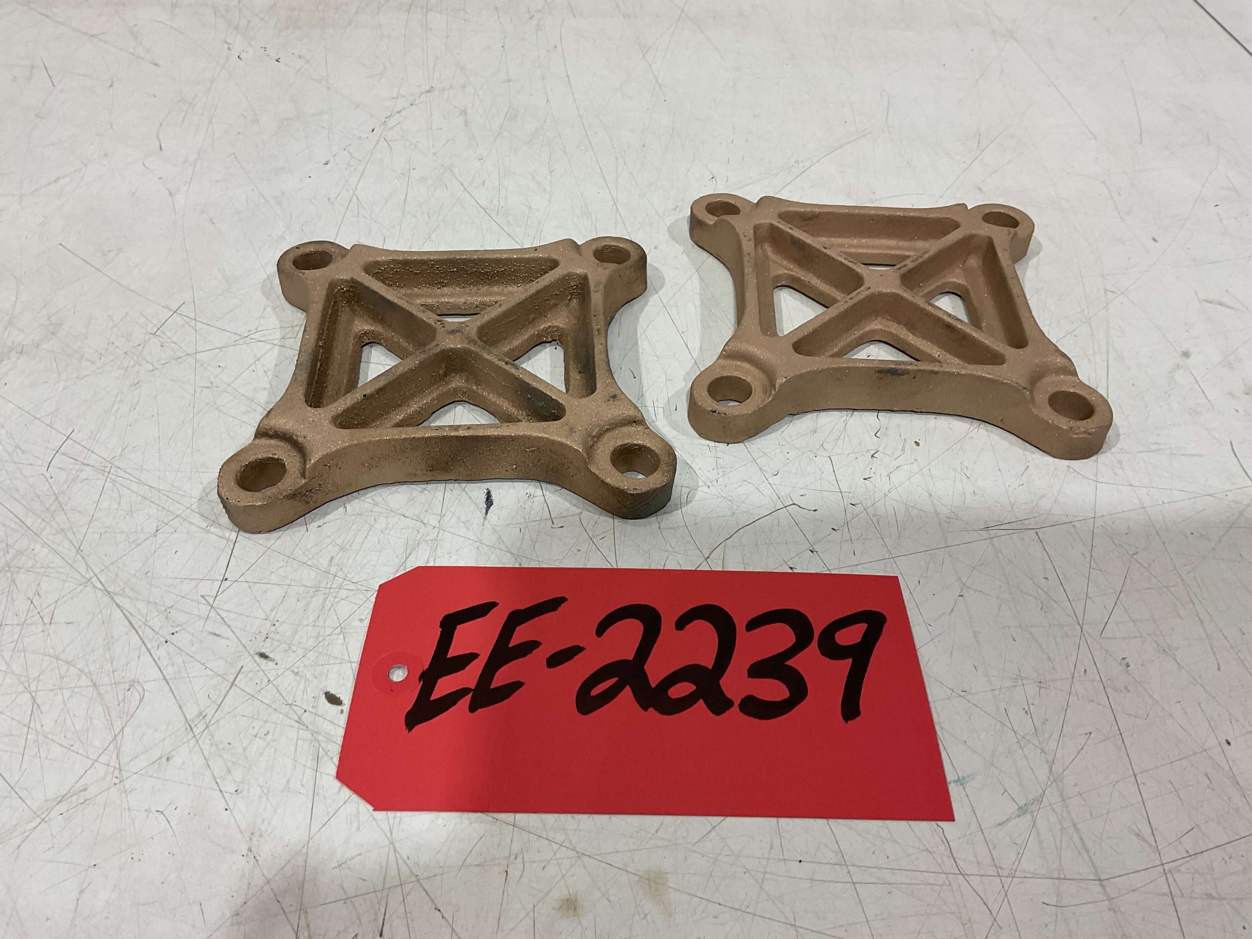 Delta Star 4" Buss Bar Clamp (1 Pair) EE2239 - Lanco Corporation | Used ...