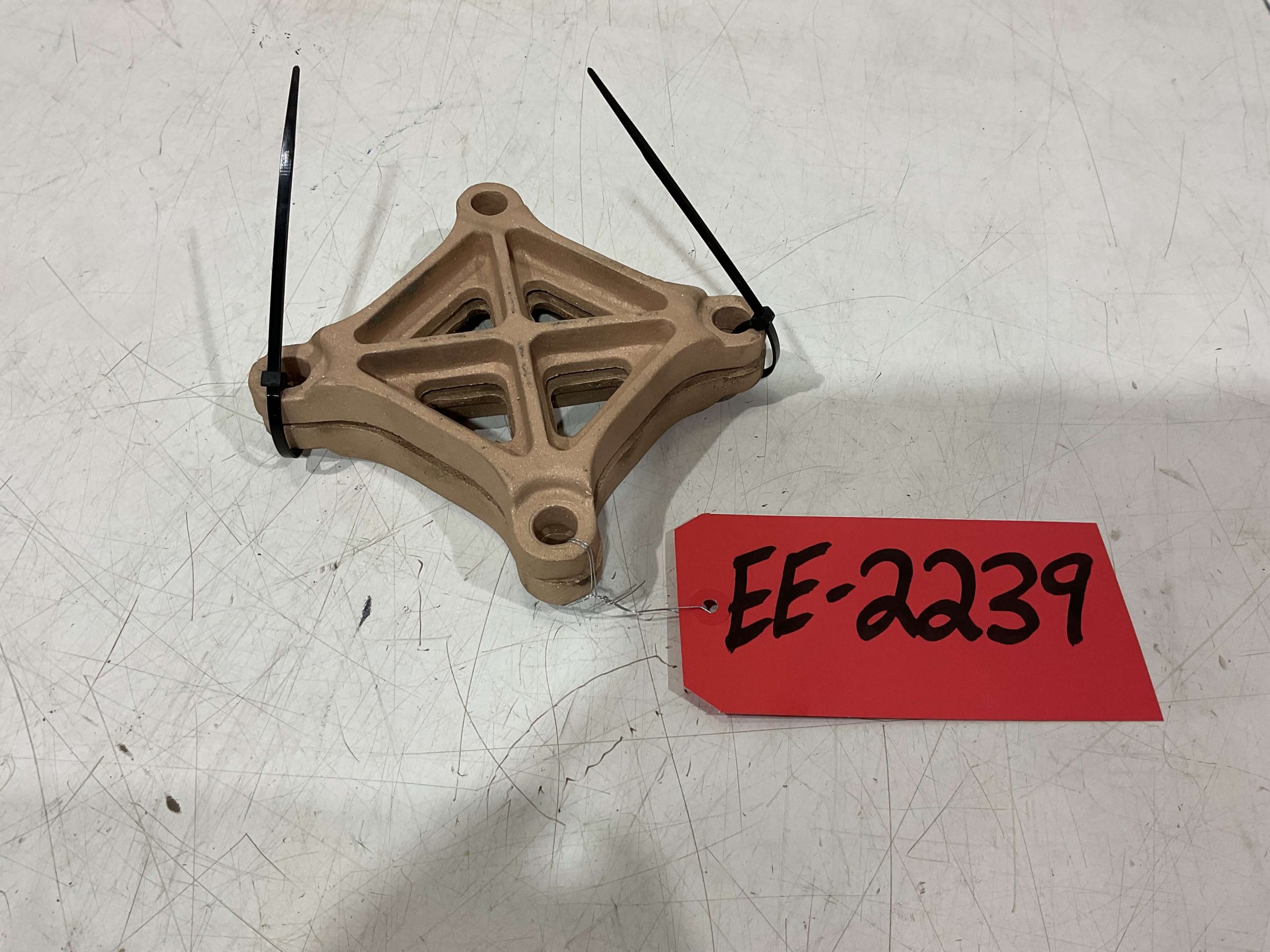 Delta Star 4" Buss Bar Clamp (1 Pair) EE2239 - Lanco Corporation | Used ...