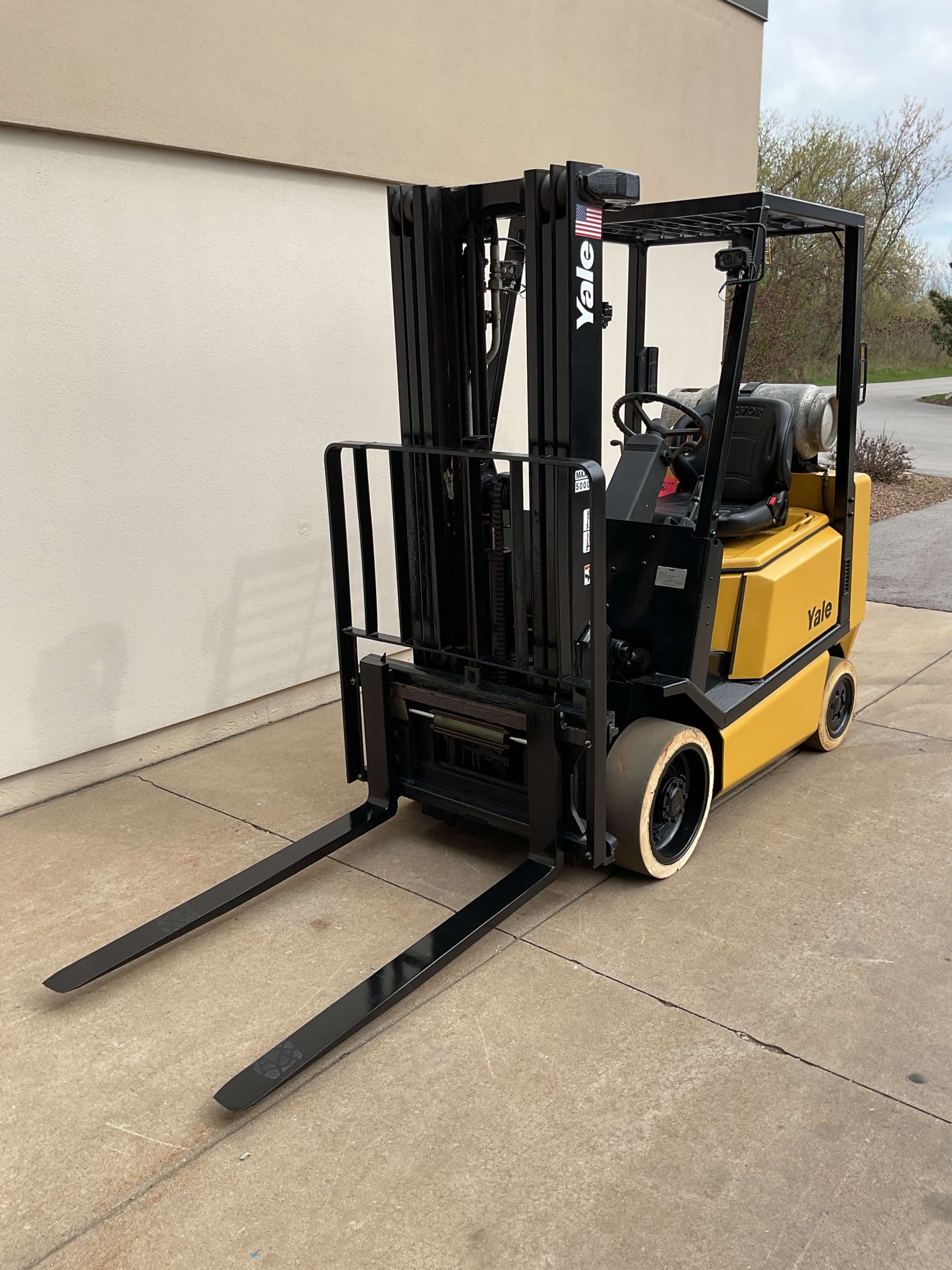 Yale 5,000 lbs Capacity Model GLC050RGNUAE084 Forklift FL2077 - Lanco ...