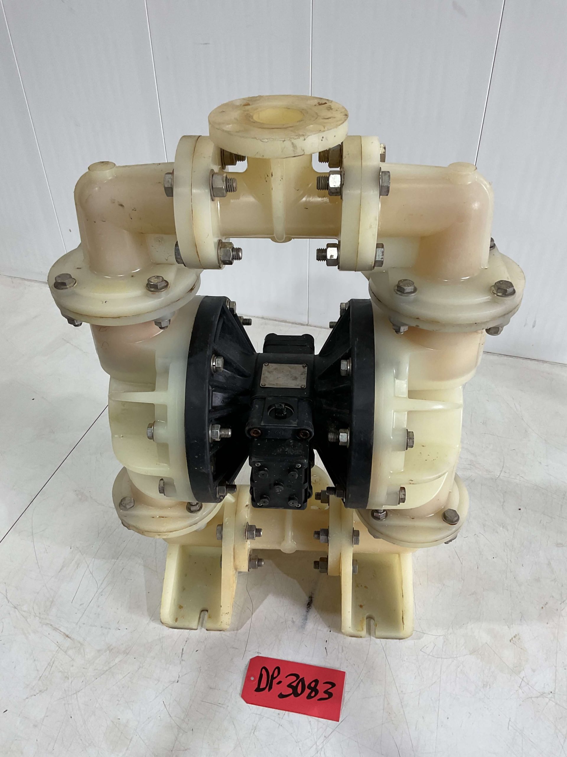 Sandpiper Poly 2" Inlet 2" Outlet Diaphragm Pump DP3083