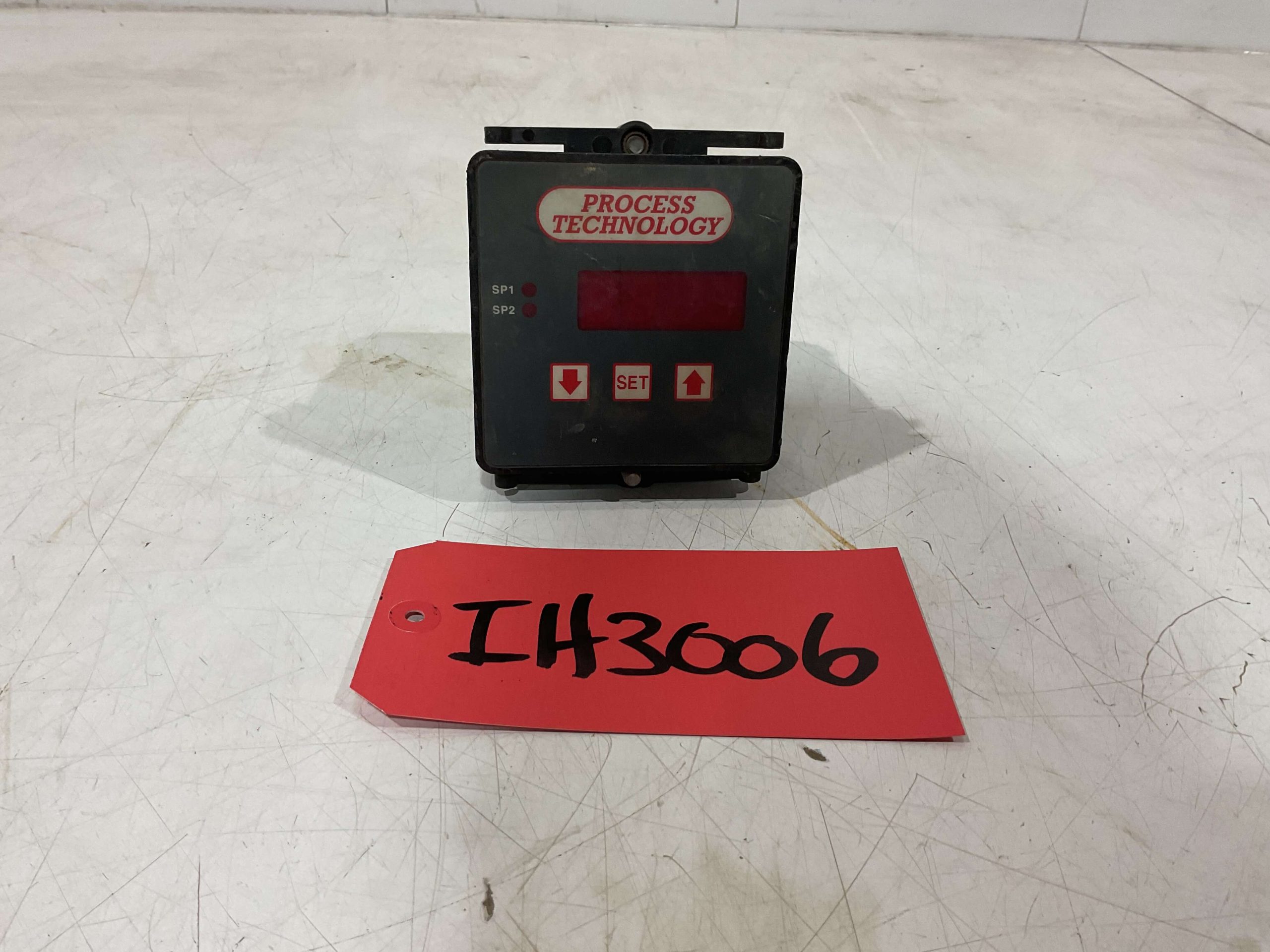 Process Technology DQ15D Temperature Controller IH3006 - Lanco ...