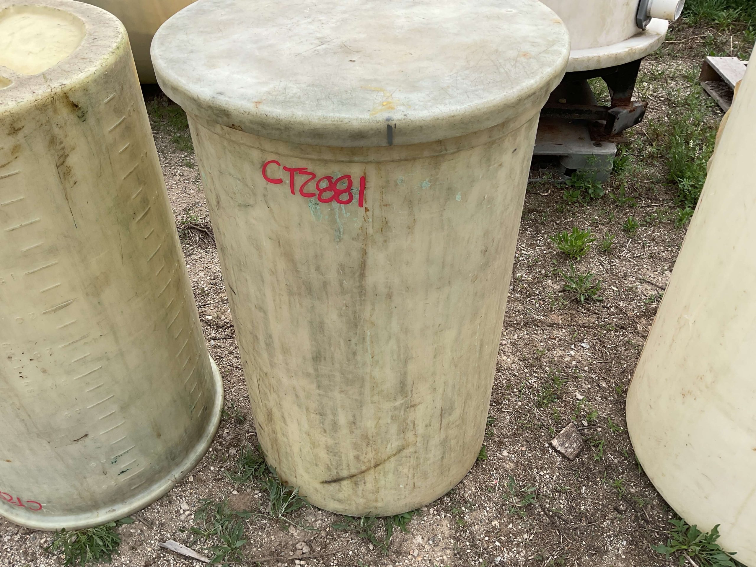 57 Gallon Poly Round Tank CT2881 - Lanco Corporation | Used Industrial ...