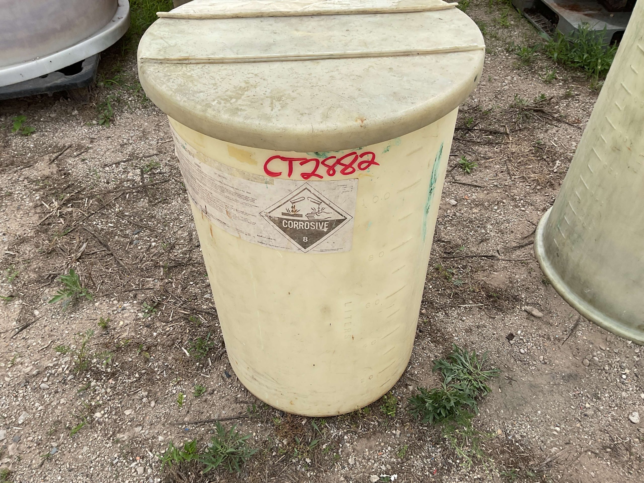 30 Gallon Poly Round Tank CT2882 - Lanco Corporation | Used Industrial ...