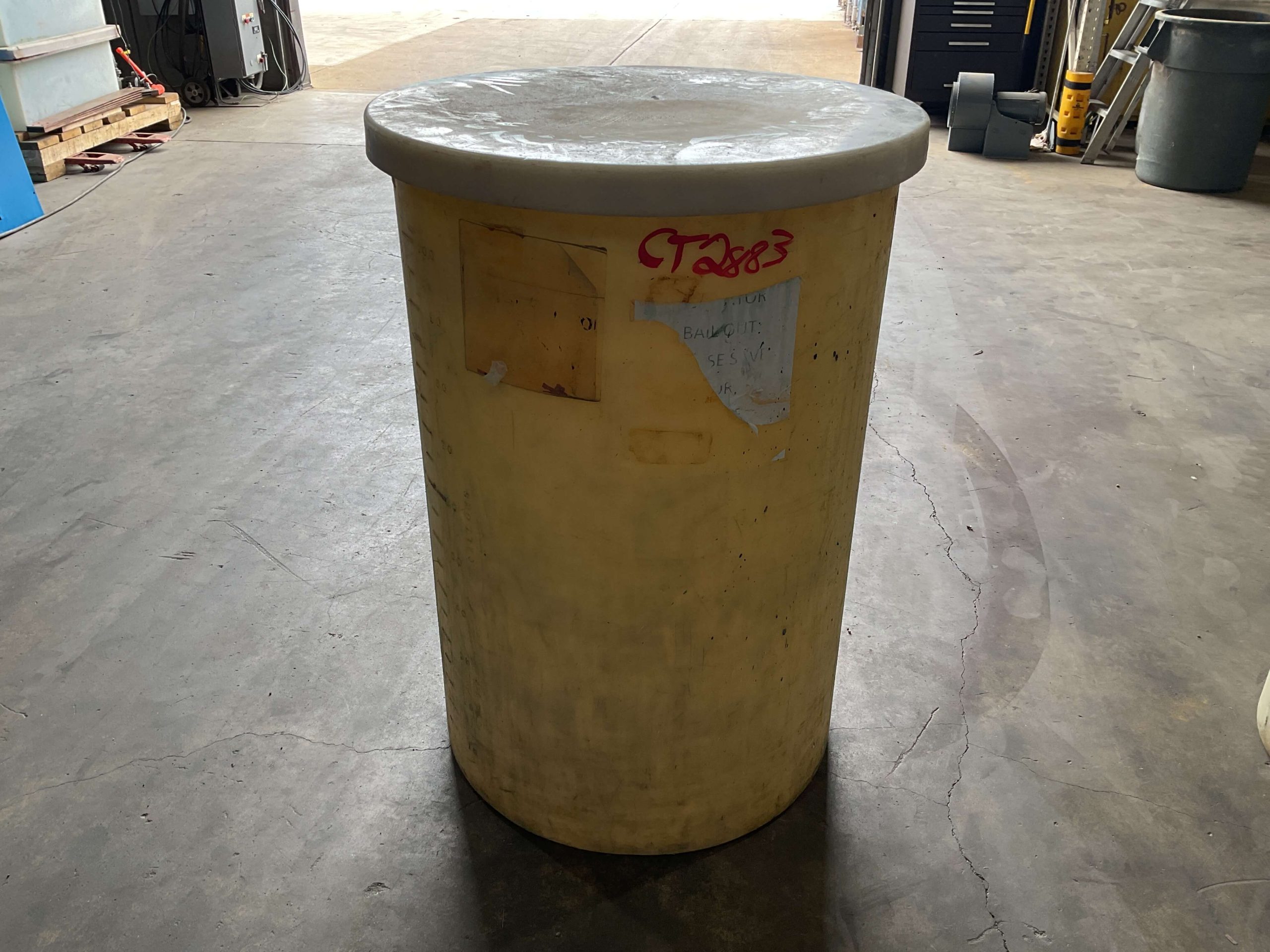 110 Gallon Poly Round Tank CT2883 - Lanco Corporation | Used Industrial ...