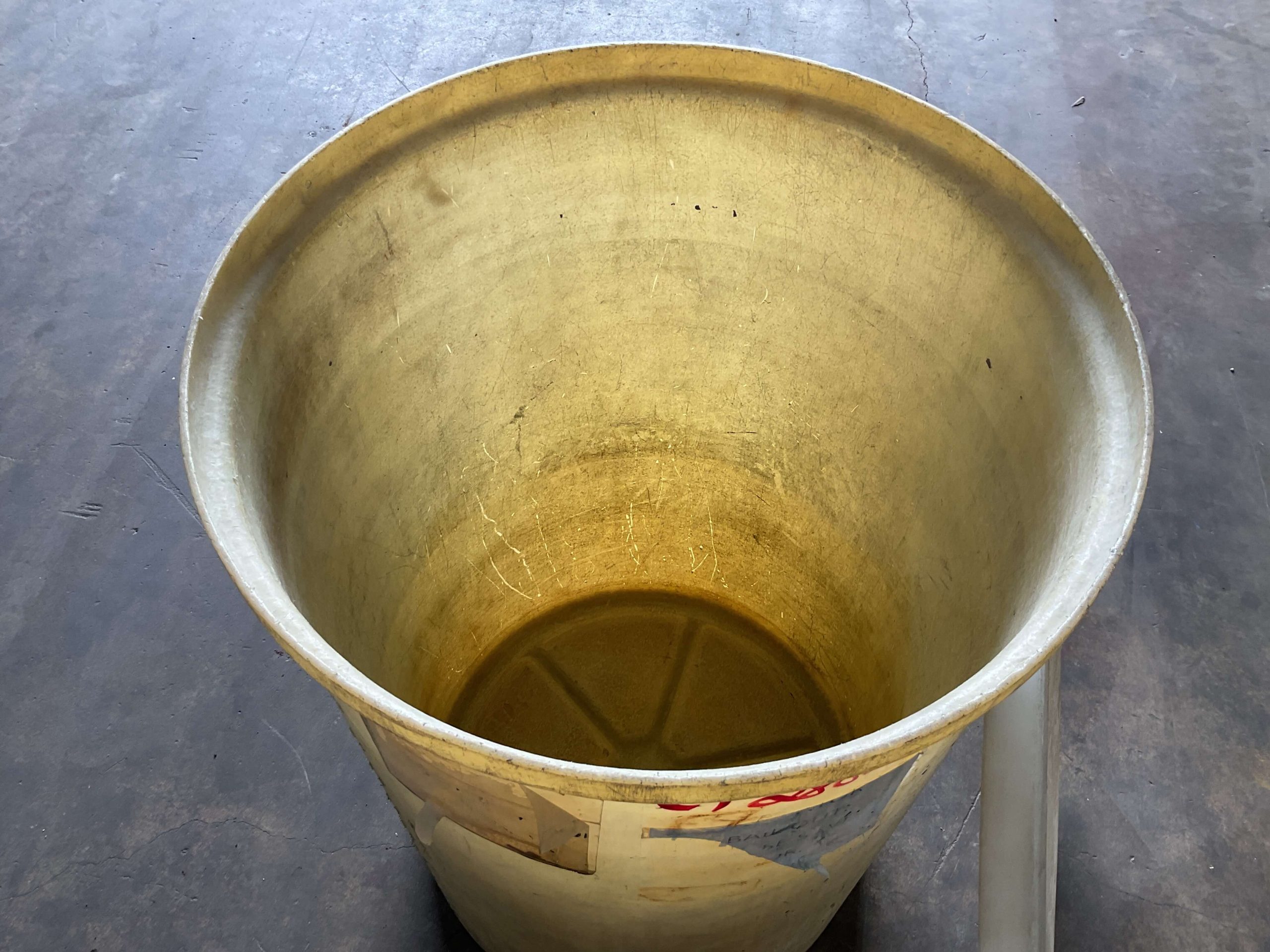 110 Gallon Poly Round Tank CT2883 - Lanco Corporation | Used Industrial ...