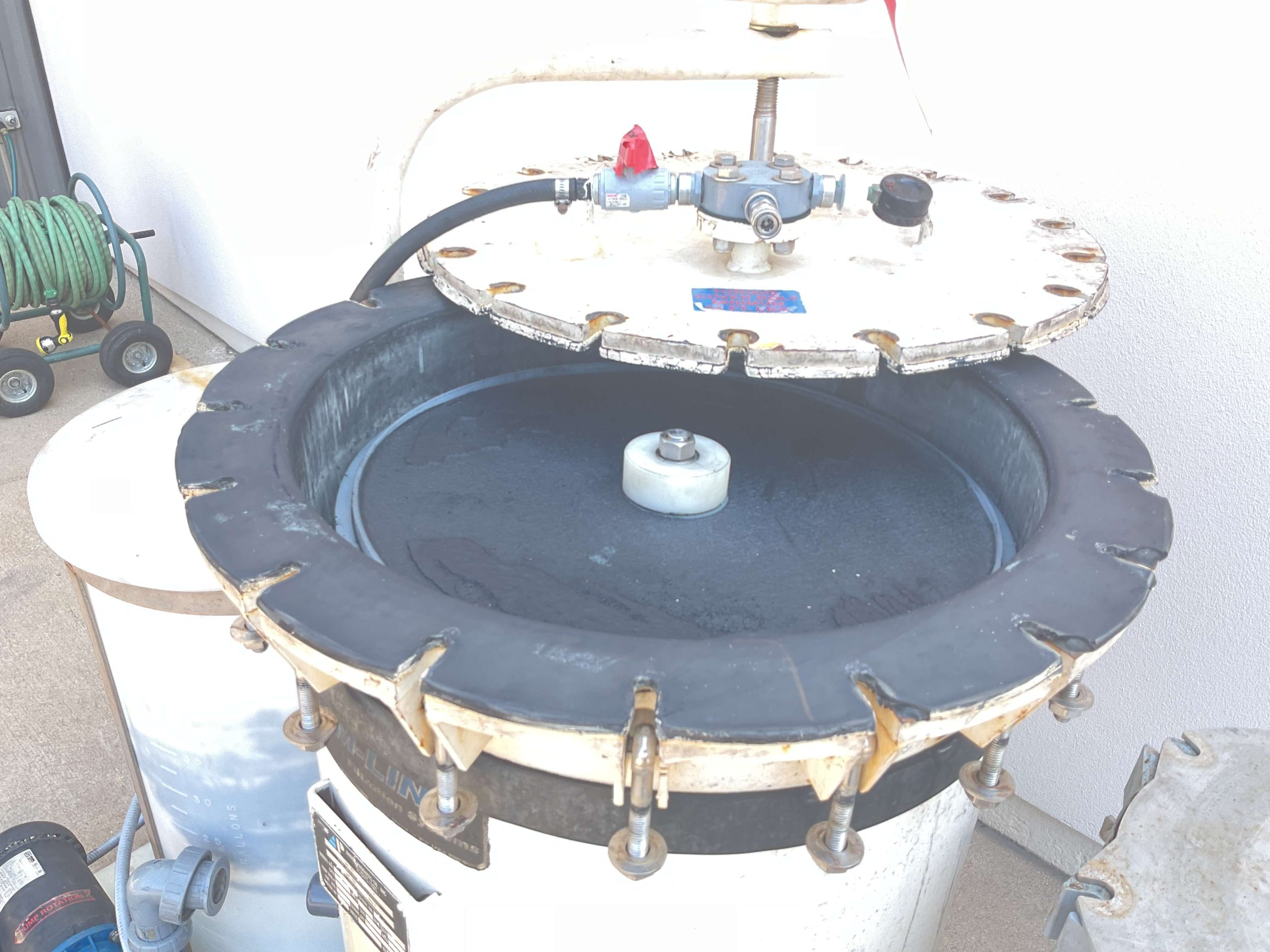 Slim Line 6000 GPH Horizontal Disc Filter F2696 - Lanco Corporation ...