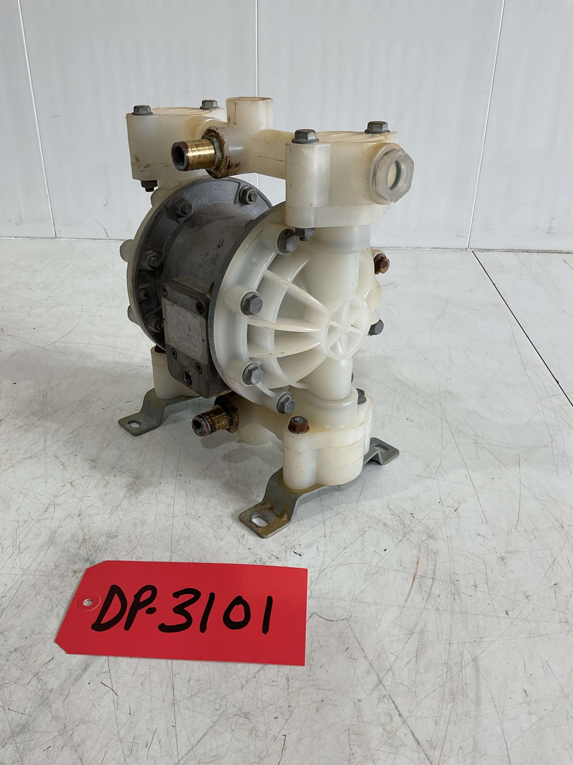 Roughneck .50" Inlet .50" Outlet Diaphragm Pump DP3101 - Lanco ...