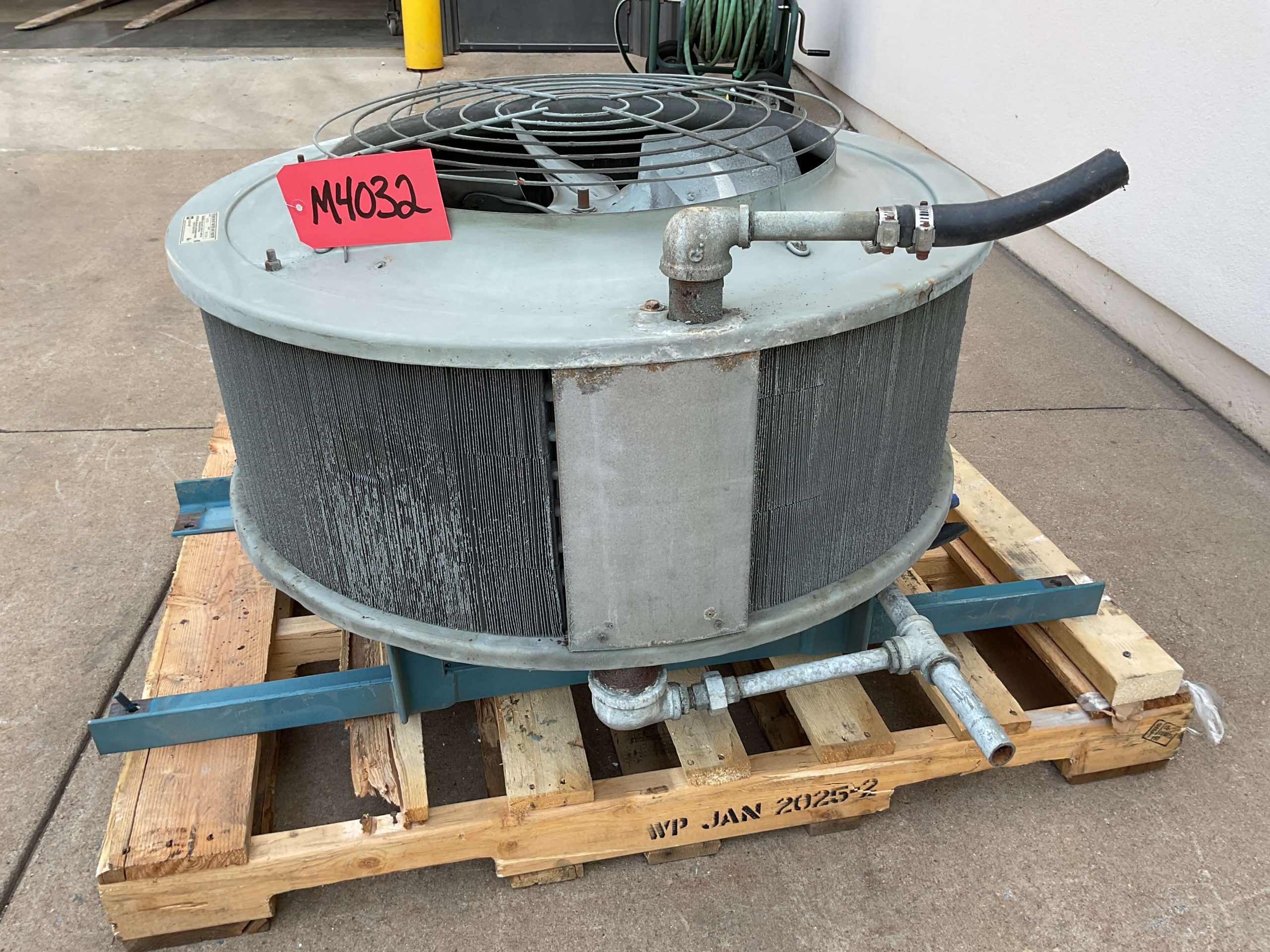 Modine Model V2475S01 Vertical Hydronic Steam/Hot Water Heater M4032 ...