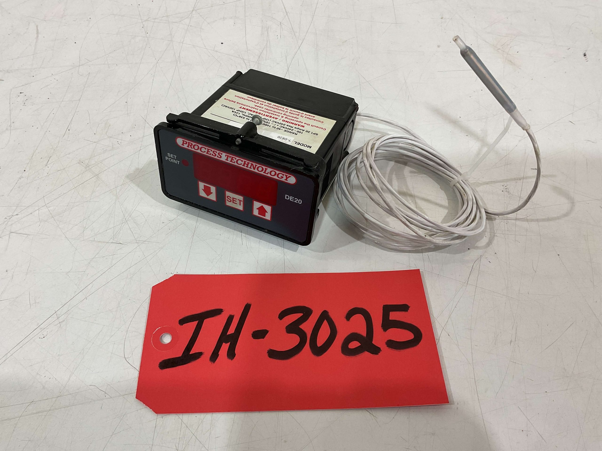 Process Technology T-DE20 Temperature Controller IH3025 - Lanco ...