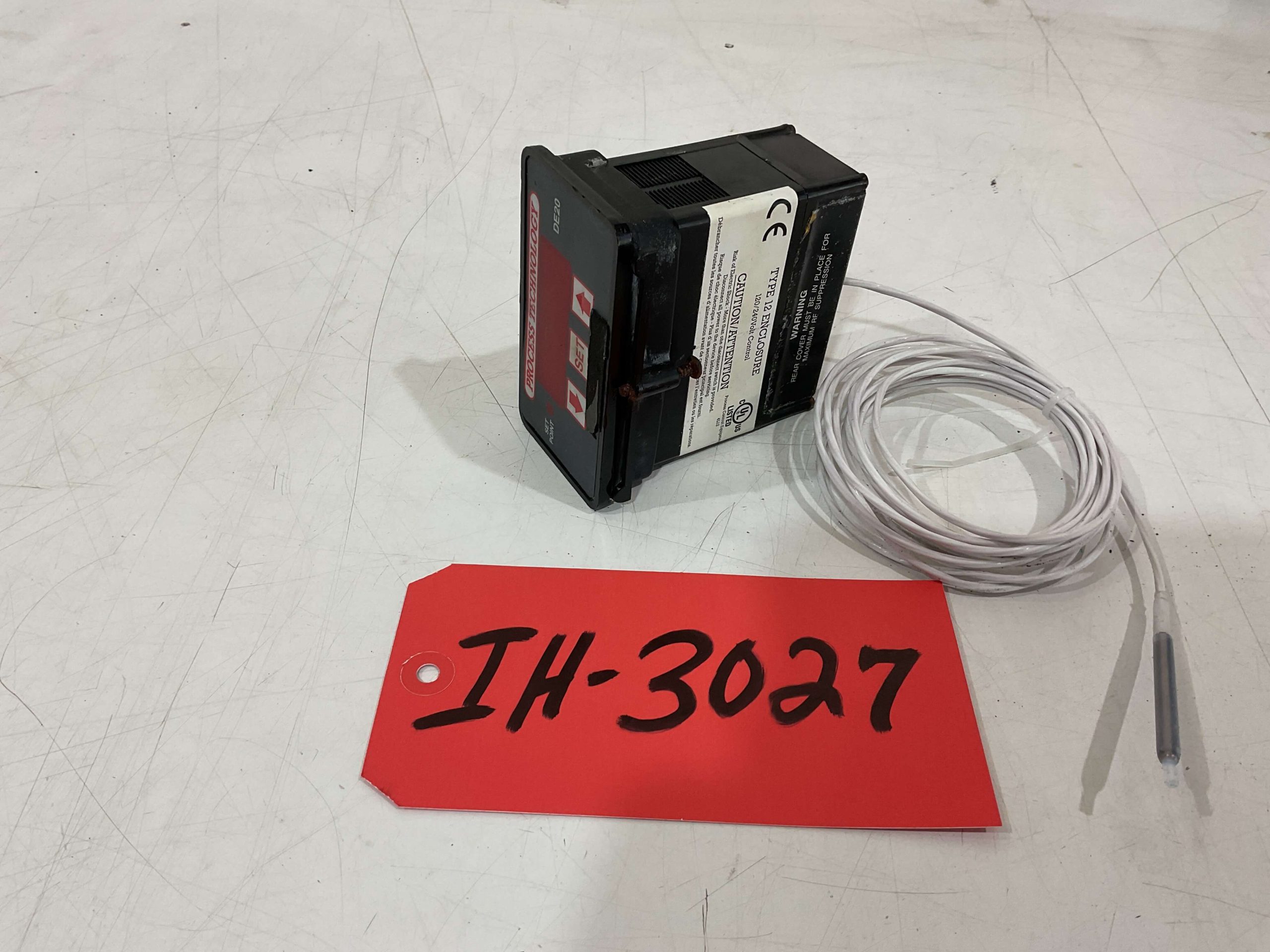 Process Technology T-DE20 Temperature Controller IH3027 - Lanco ...