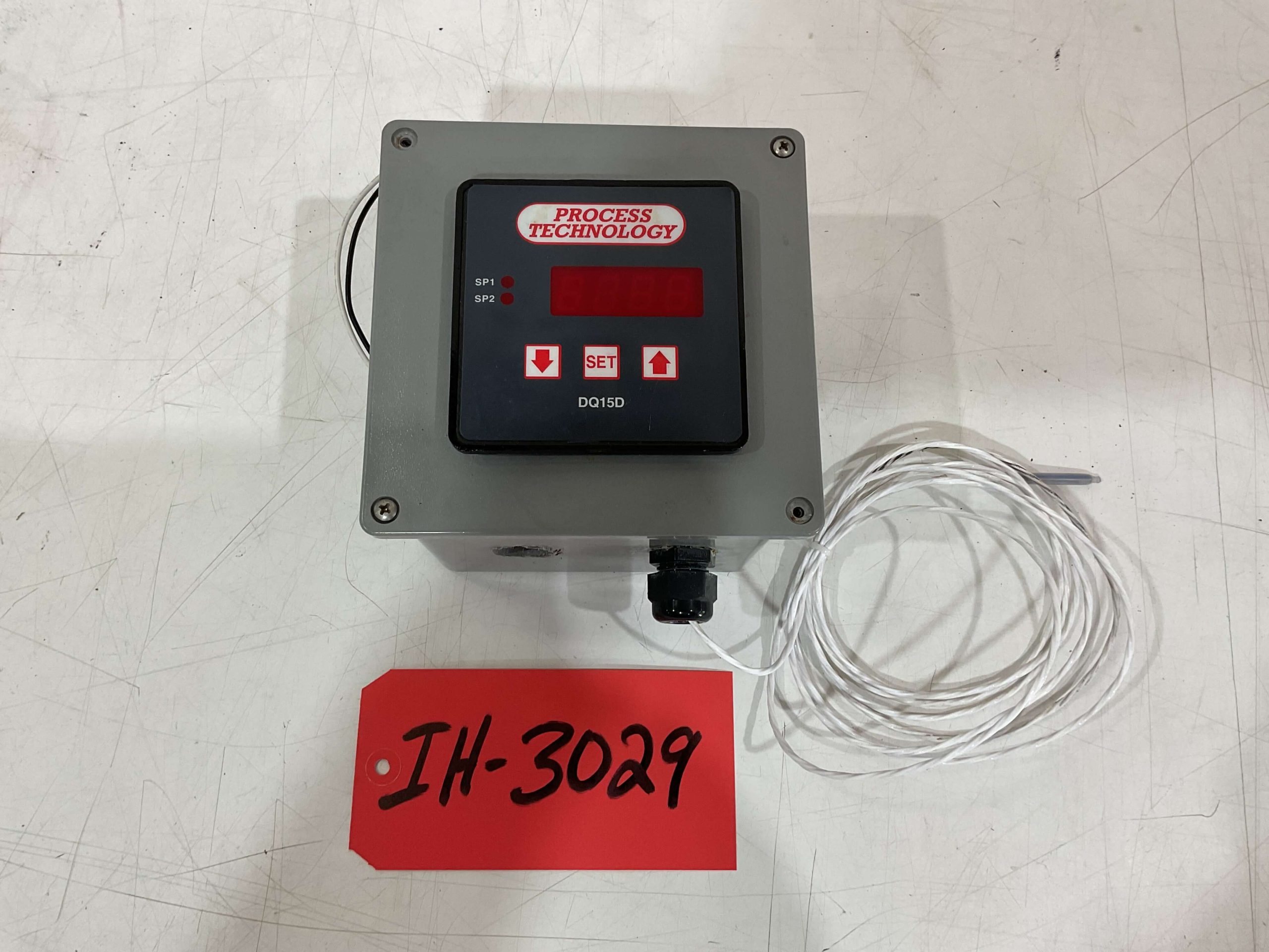 Process Technology T-DQ15D Temperaure Controller IH3029 - Lanco ...