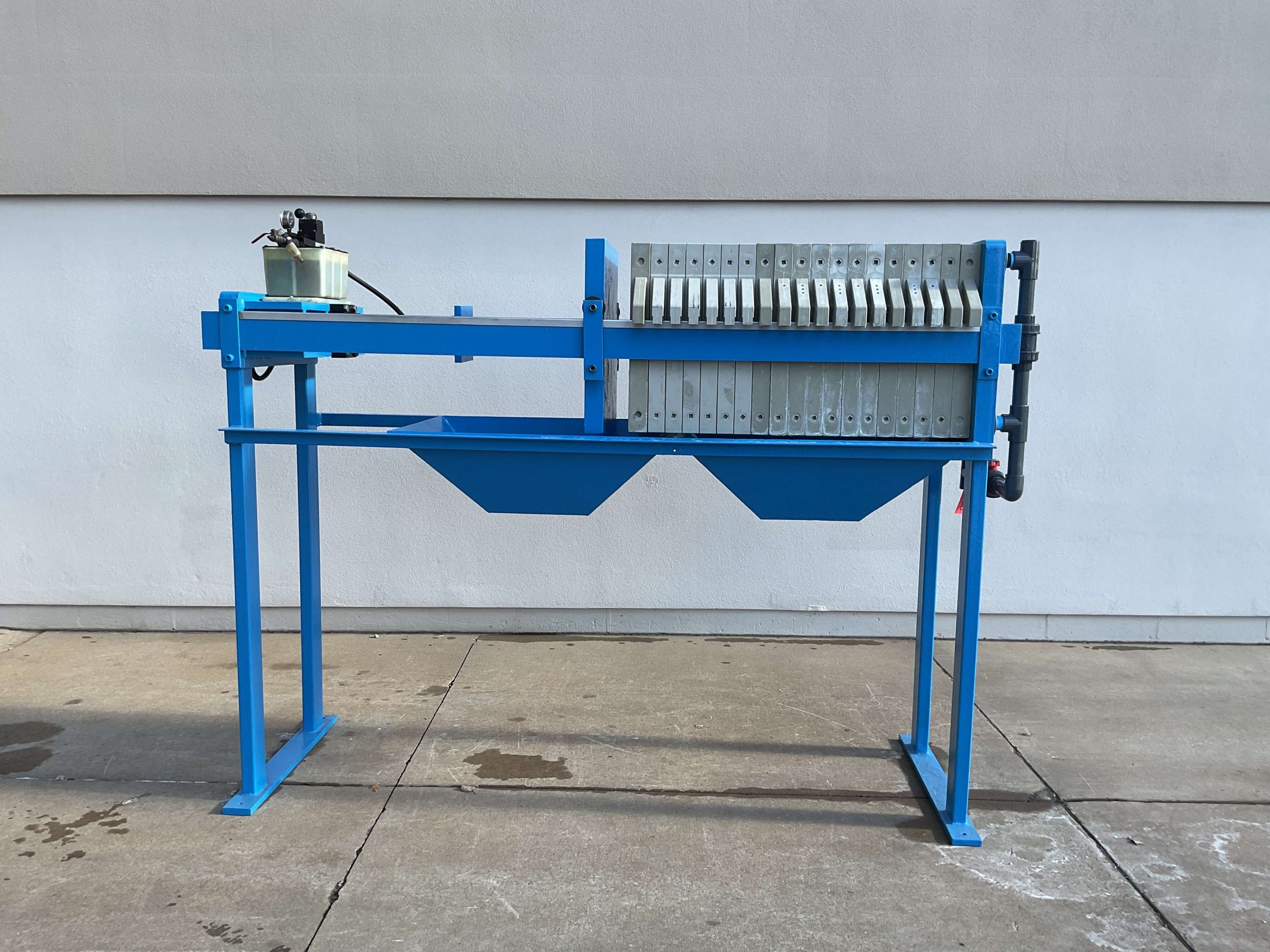 Met-Chem 6 Expandable to 8 Cu' Air/Hydraulic Filter Press FP2650 ...